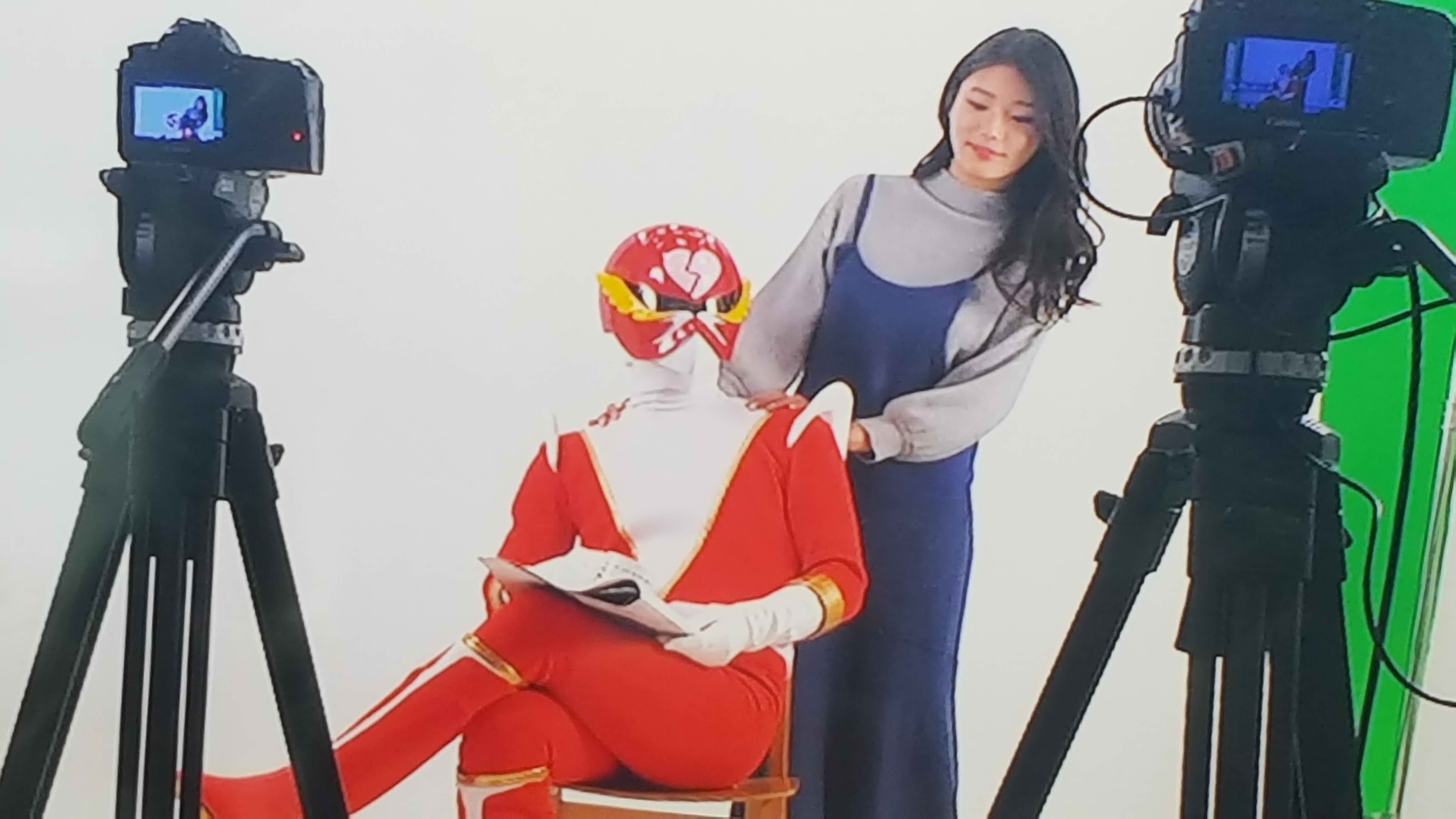 Tch. Liar. | Scrolller