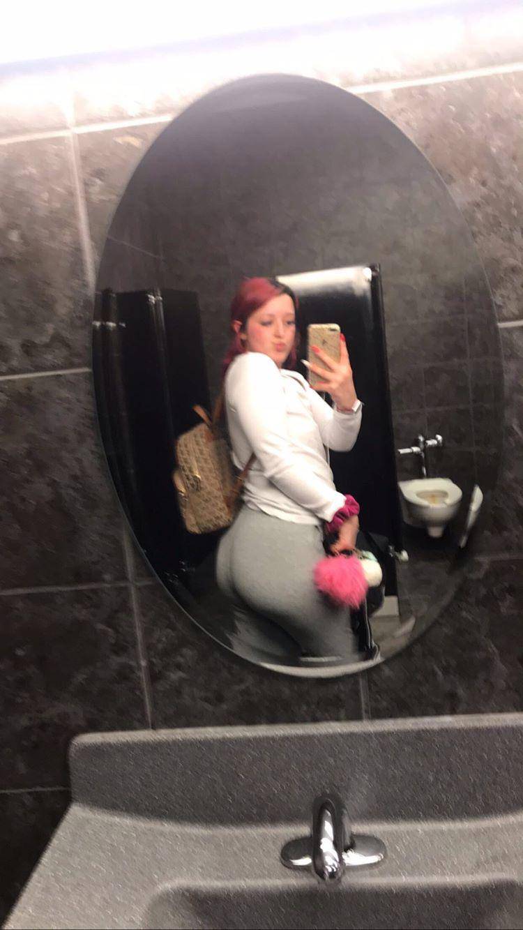 Teasing in a public bathroom (iktr) | Scrolller