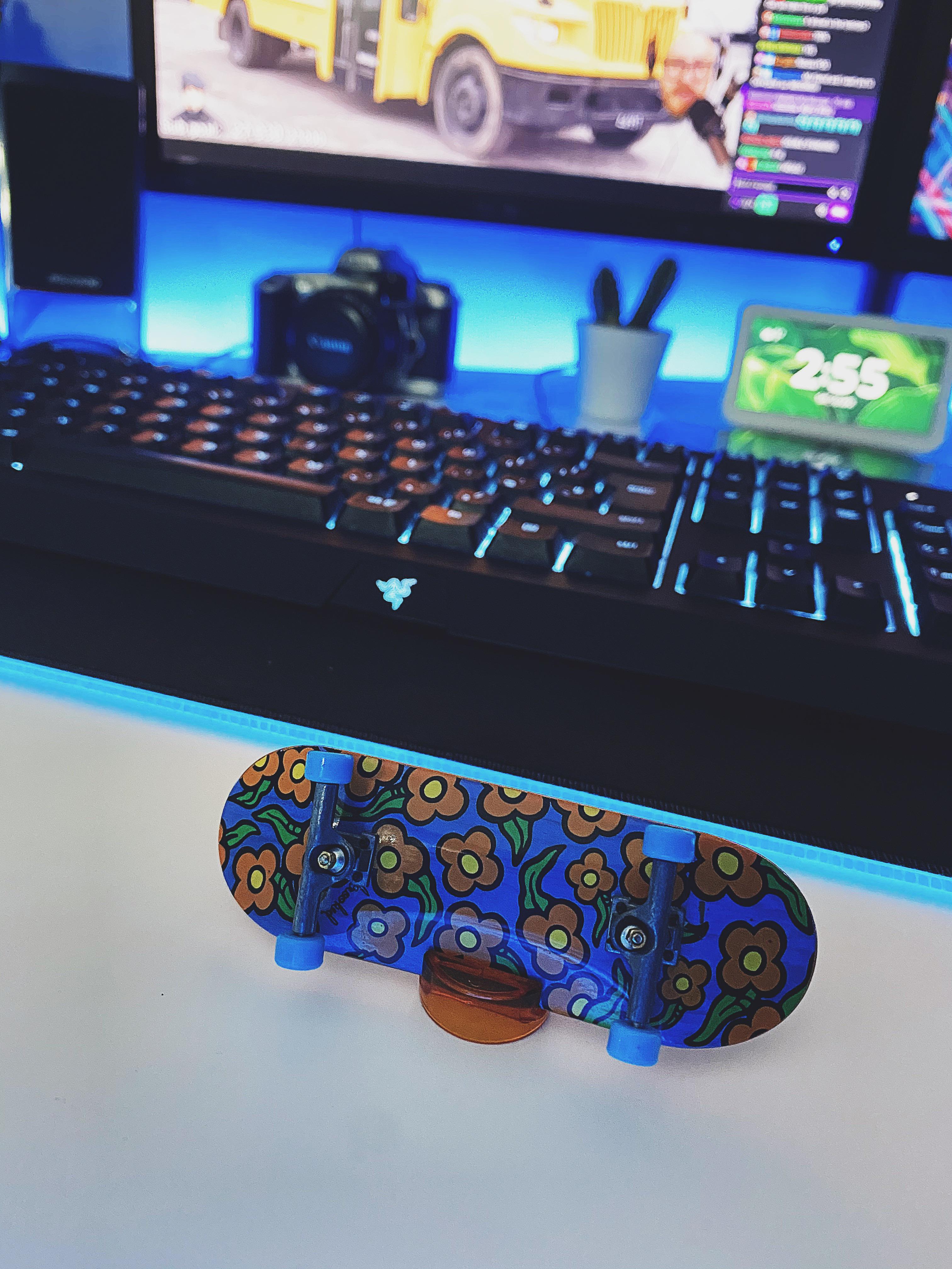 Tech deck always on hand | Scrolller