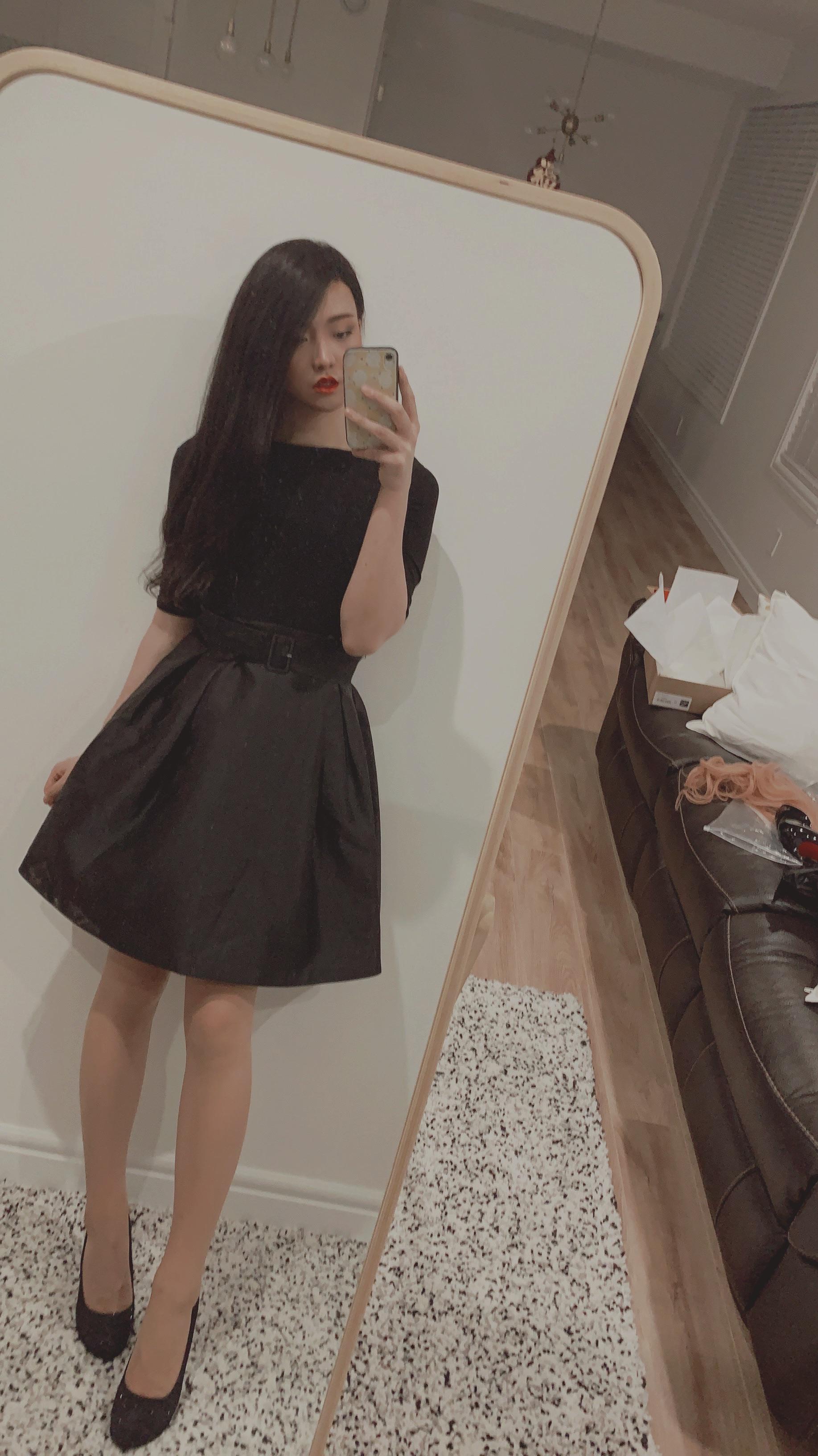 Teehee 🐕 | Scrolller