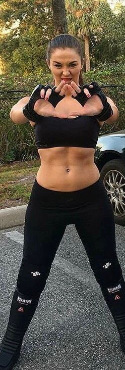 Tegan Nox | Scrolller