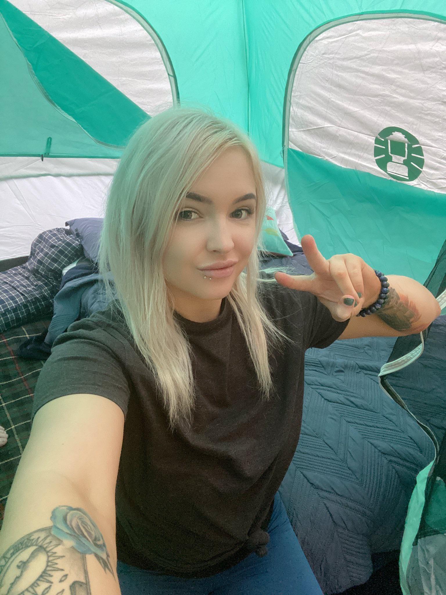 Tent girl | Scrolller
