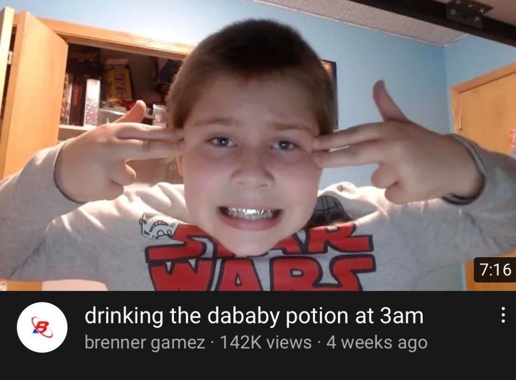 Tf is this sub | Scrolller