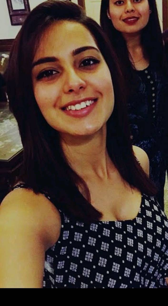 That cleavage! Imagine tittyfucking this bitch.(iqra aziz) | Scrolller