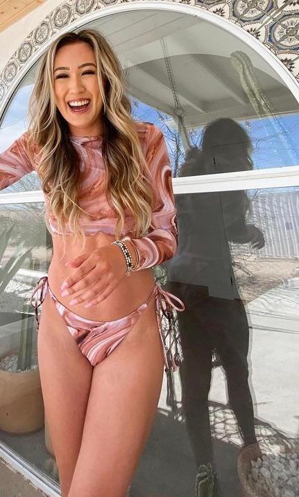 That reflection tho | Scrolller