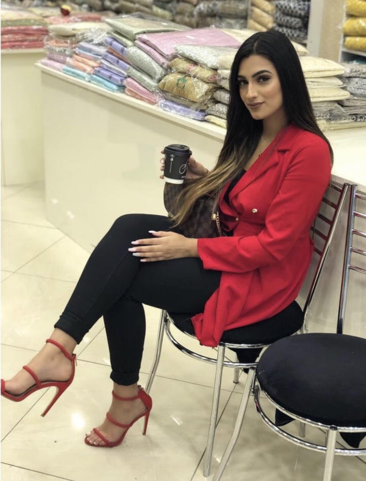 That stare in the shop | Scrolller