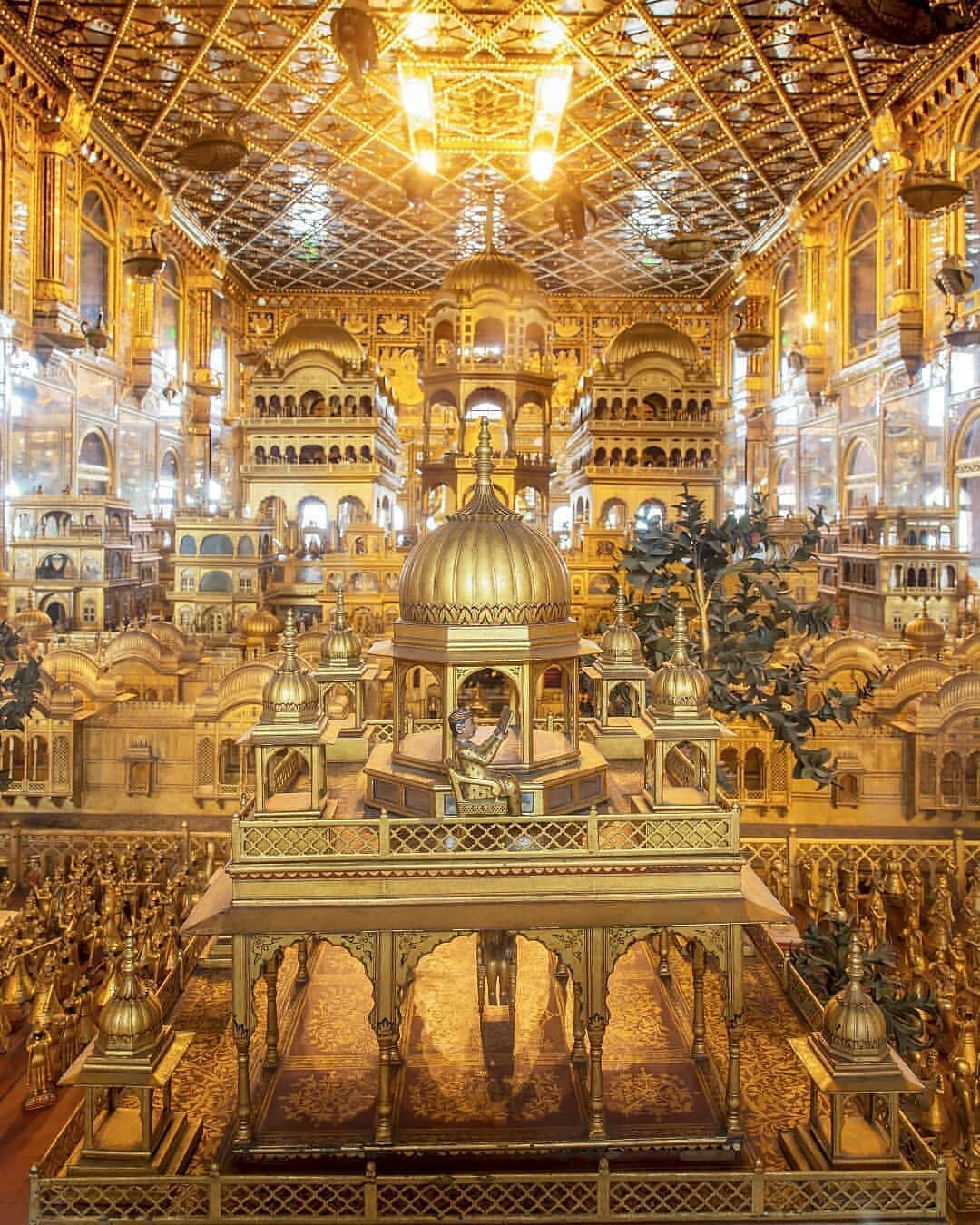 The Ajmer jain temple | Scrolller