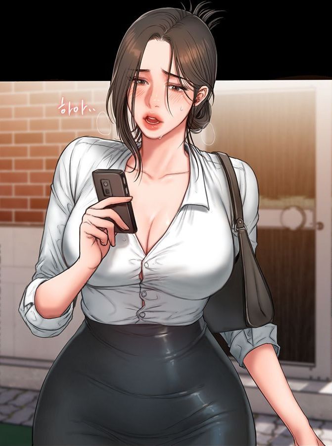 The artist/author of the infamous Manhwa "Runaway" is back with this new Manhwa. The art looks ...