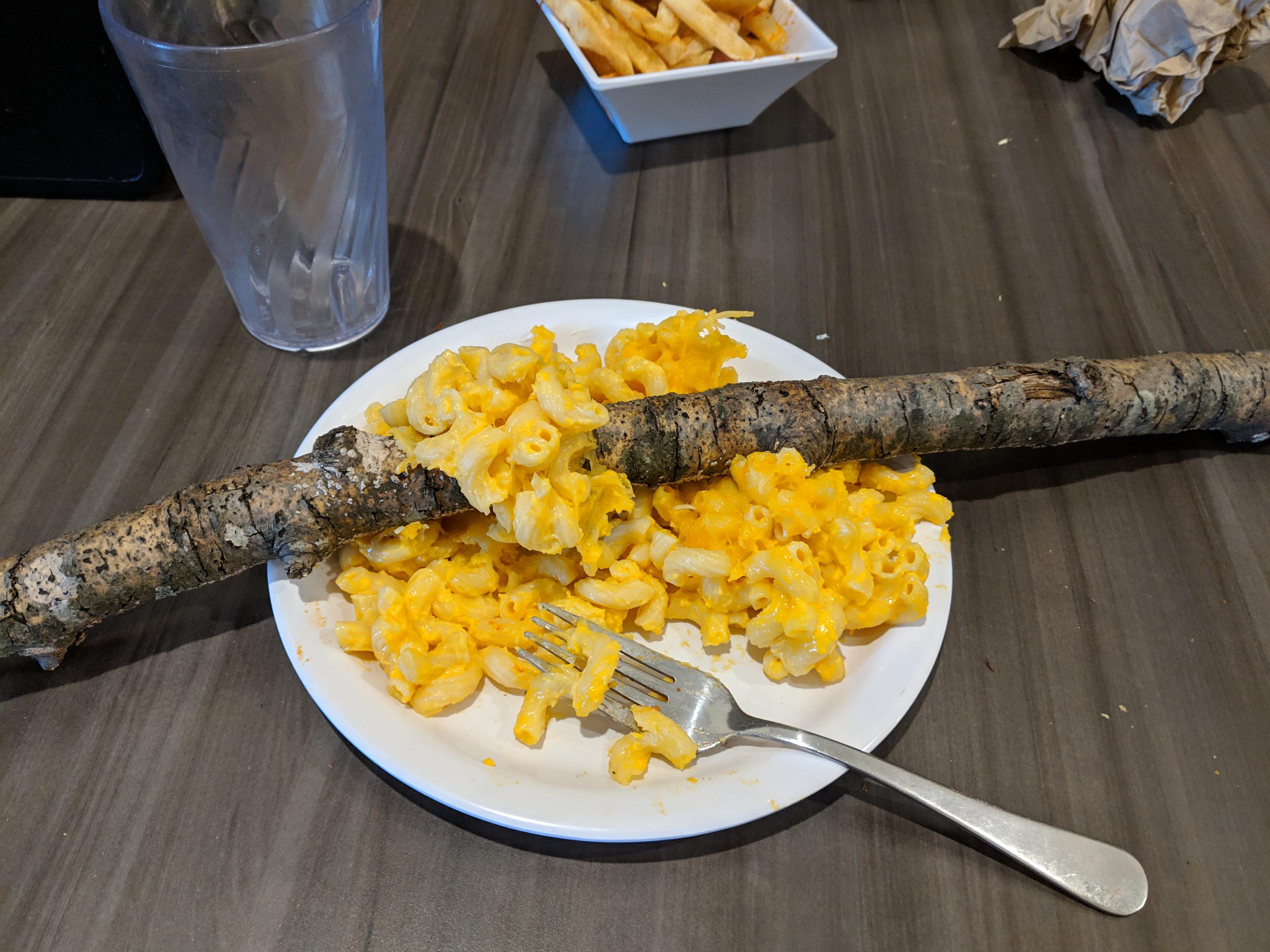 The dining halls are just getting ridiculous now | Scrolller