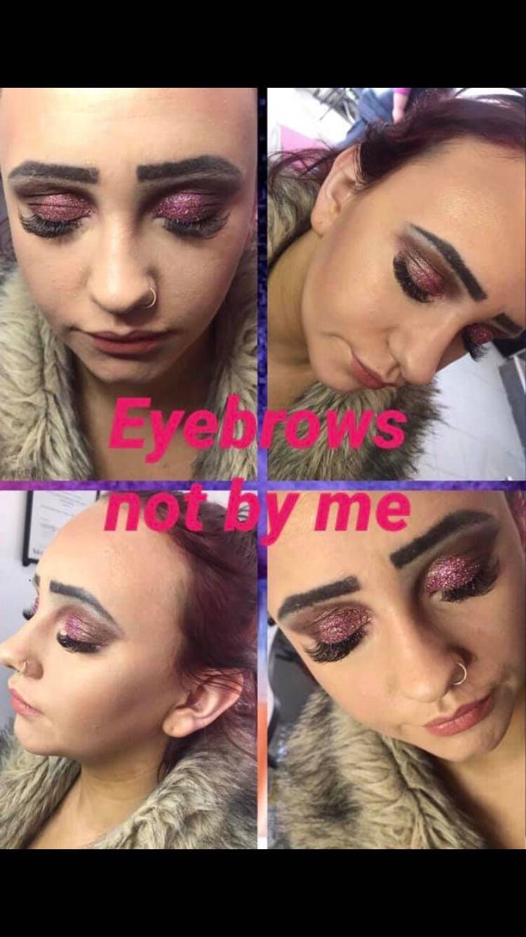 The disclaimer makes all the difference... | Scrolller