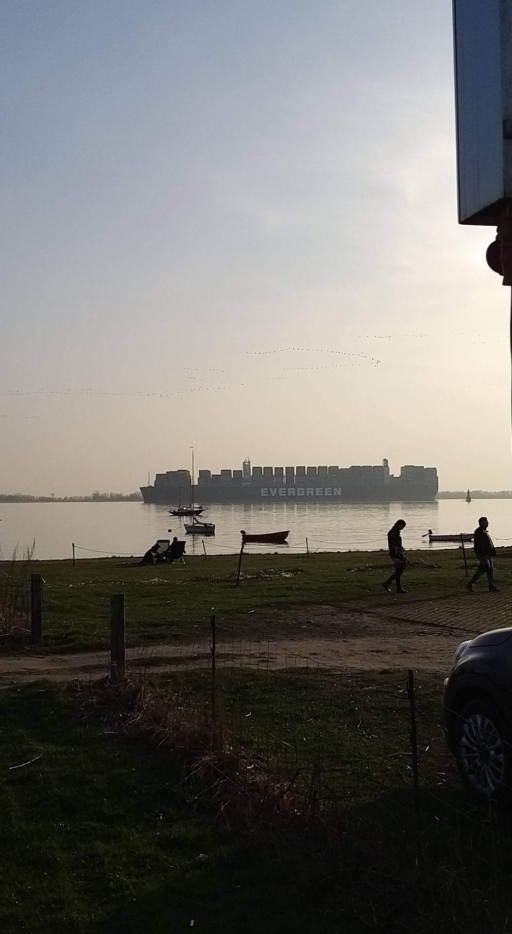 The ever given pulling into the harbor of hamburg today | Scrolller