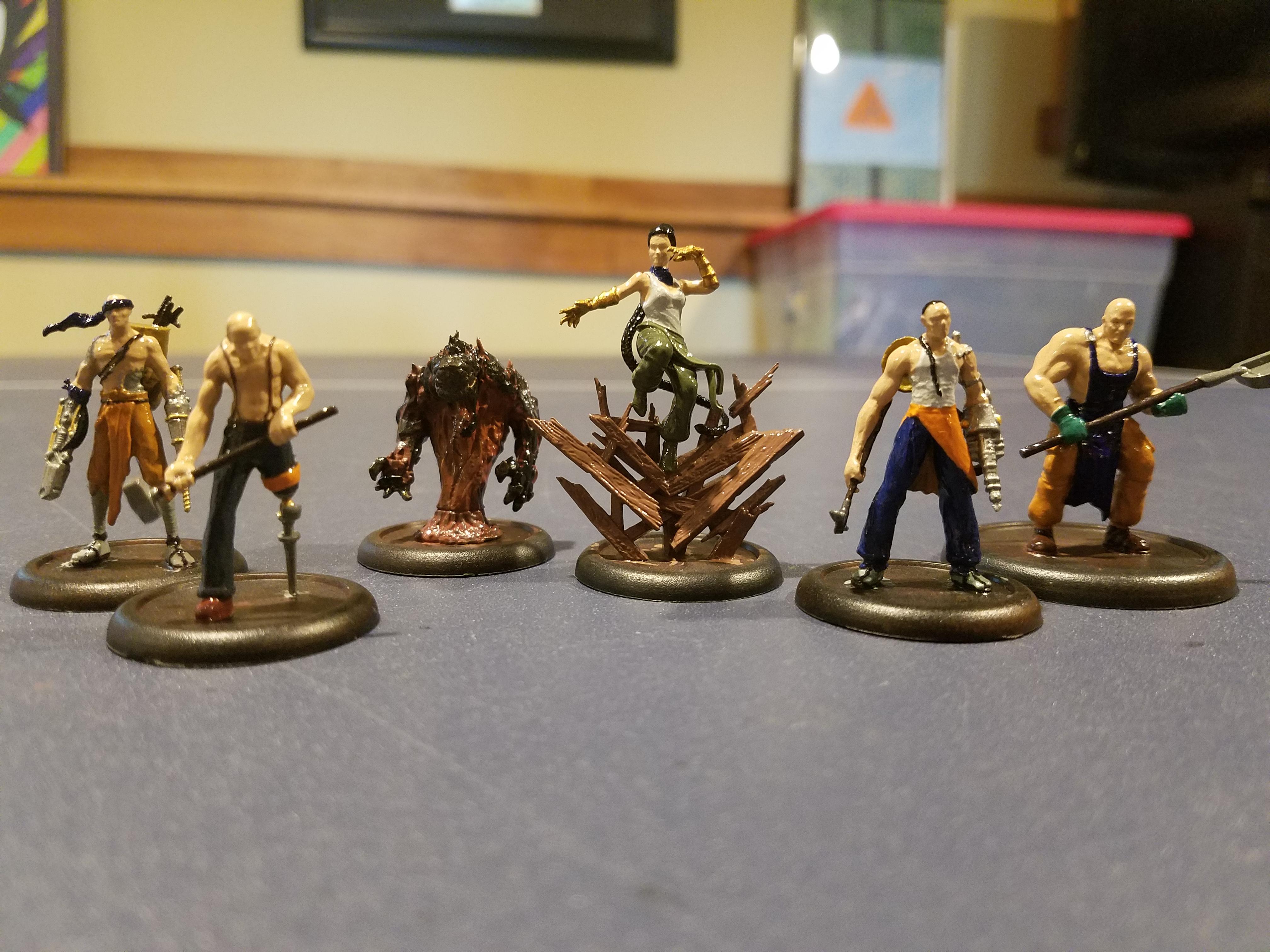 The first minis I've ever painted :D Anyone got any tips for how to do faces btw? | Scrolller