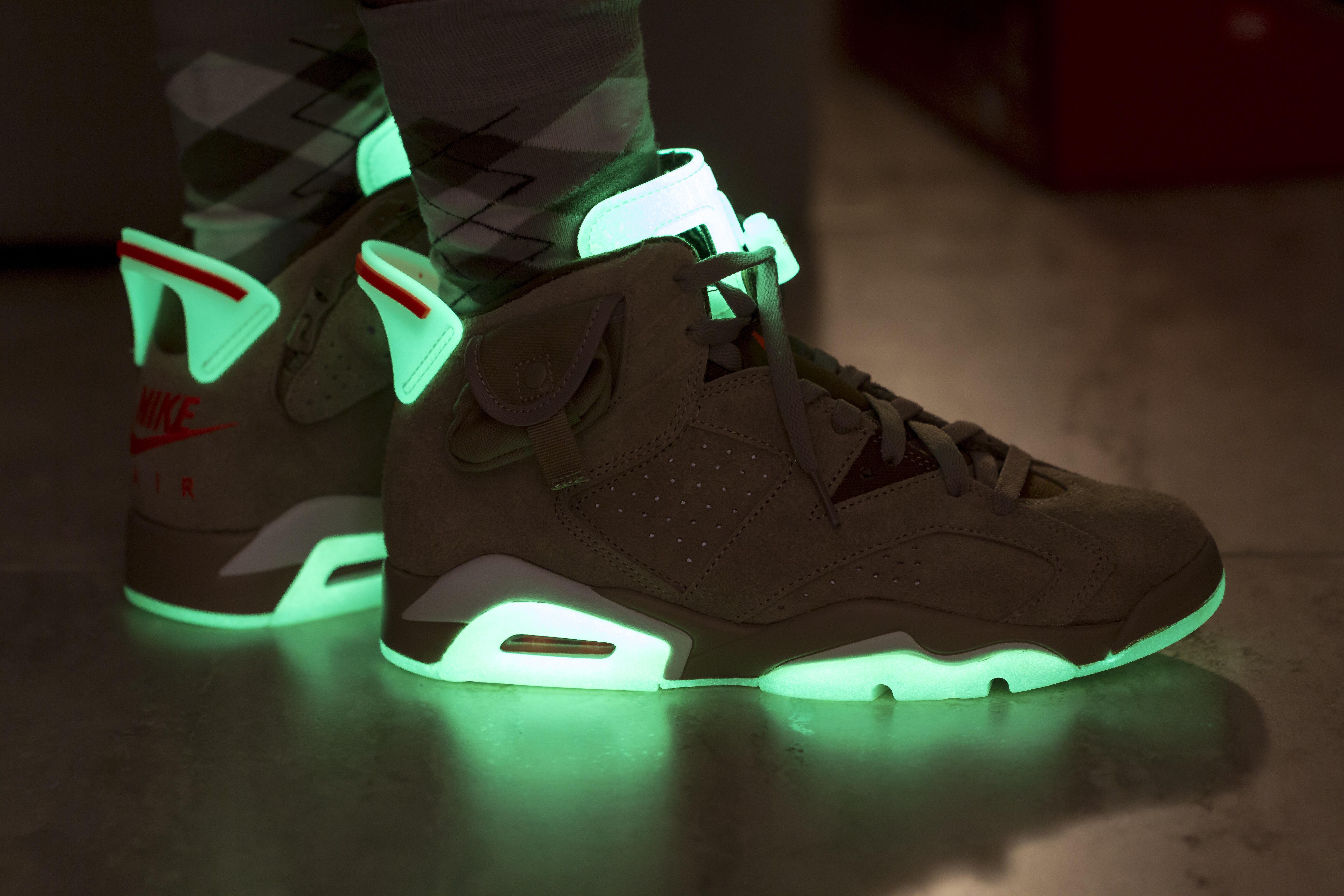 The glows on these are superb. | Scrolller