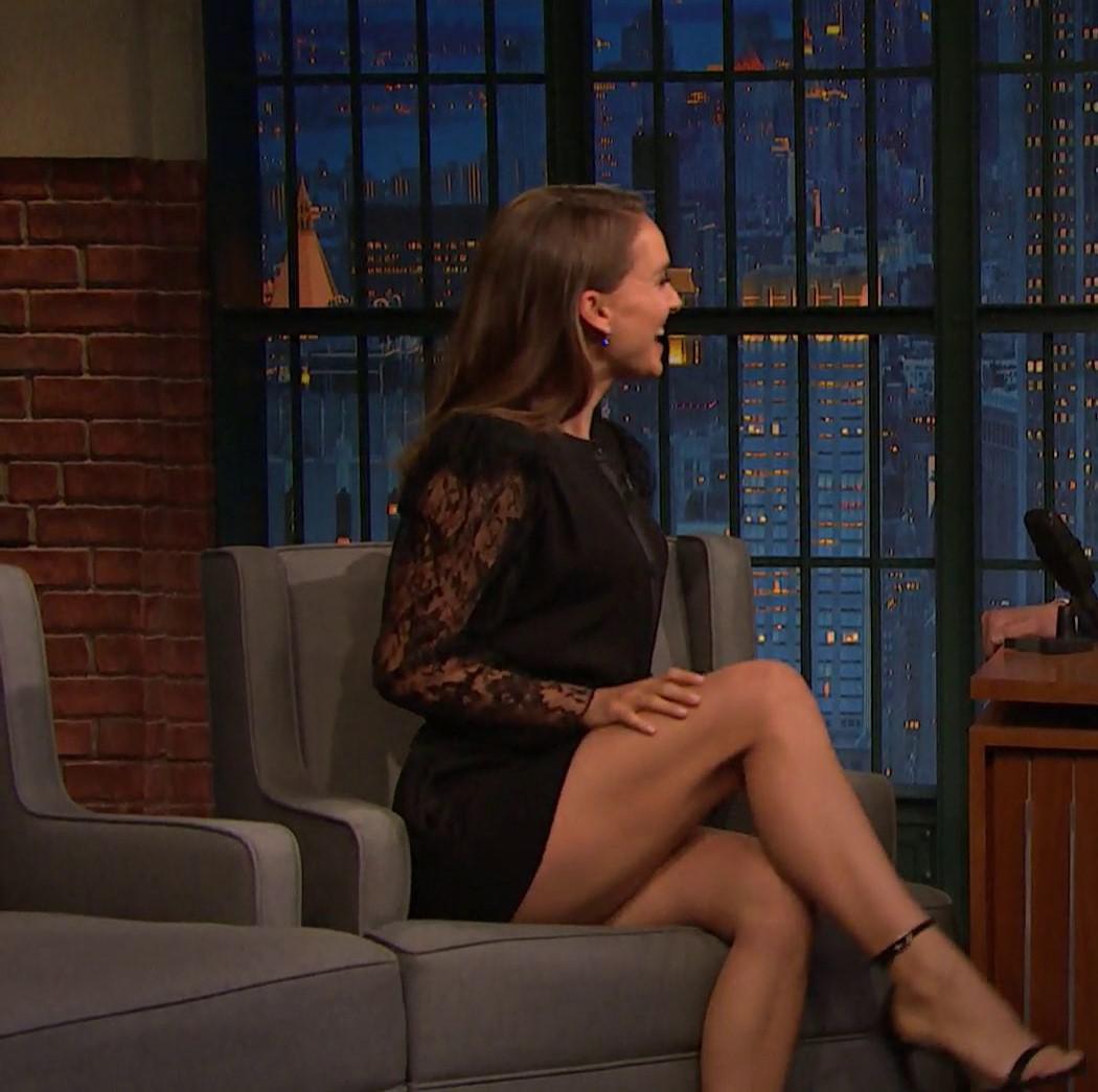 The Leg Show with Natalie Portman | Scrolller