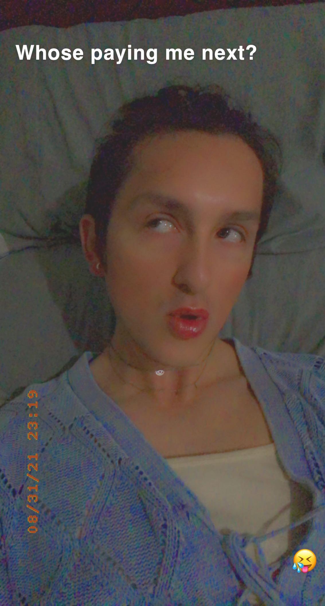 The night it became real?😝 Lipgloss on this late? Need something to dream about 💭 | Scrolller