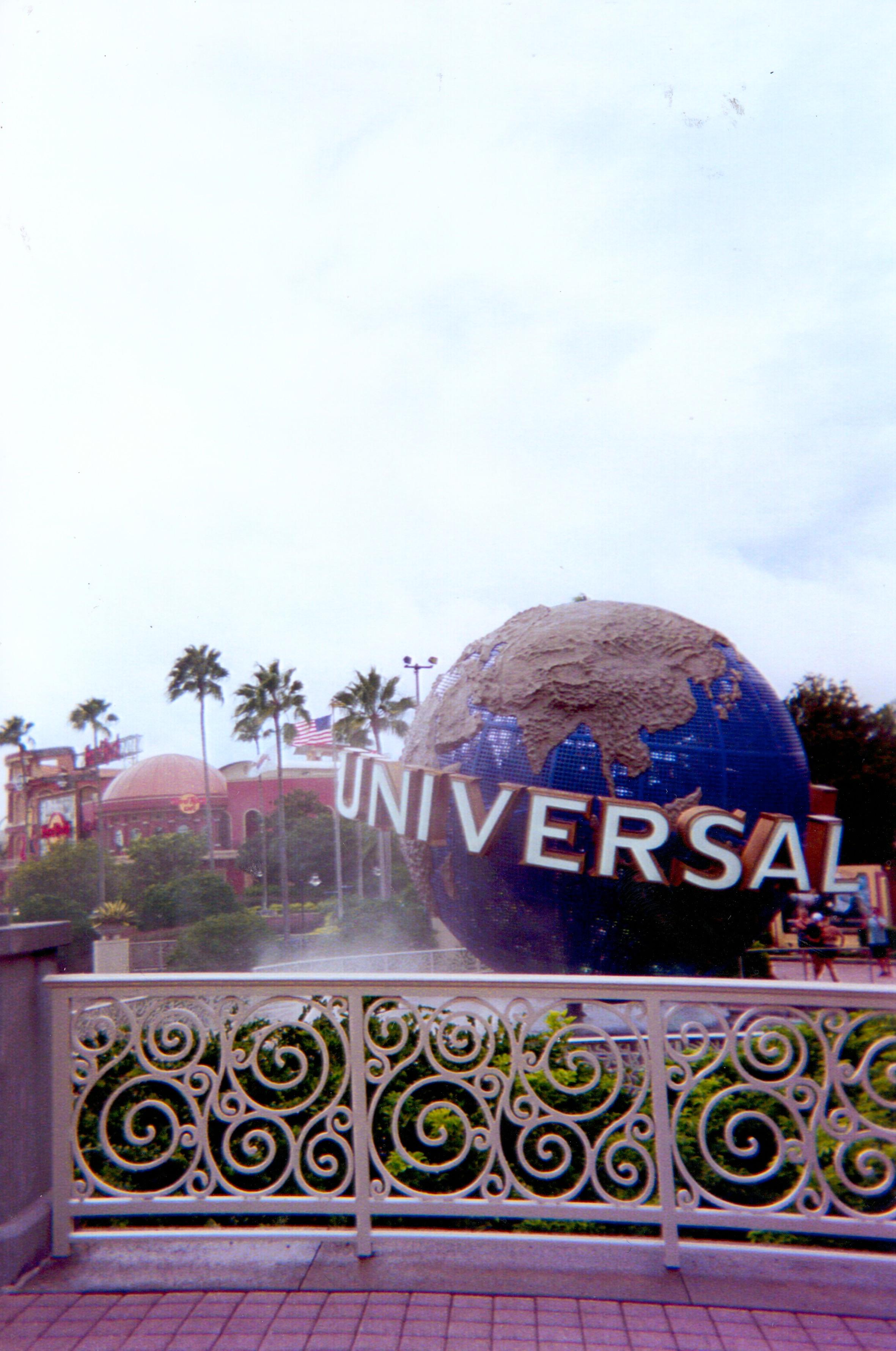 the park entrance on a 35 mm disposable! | Scrolller