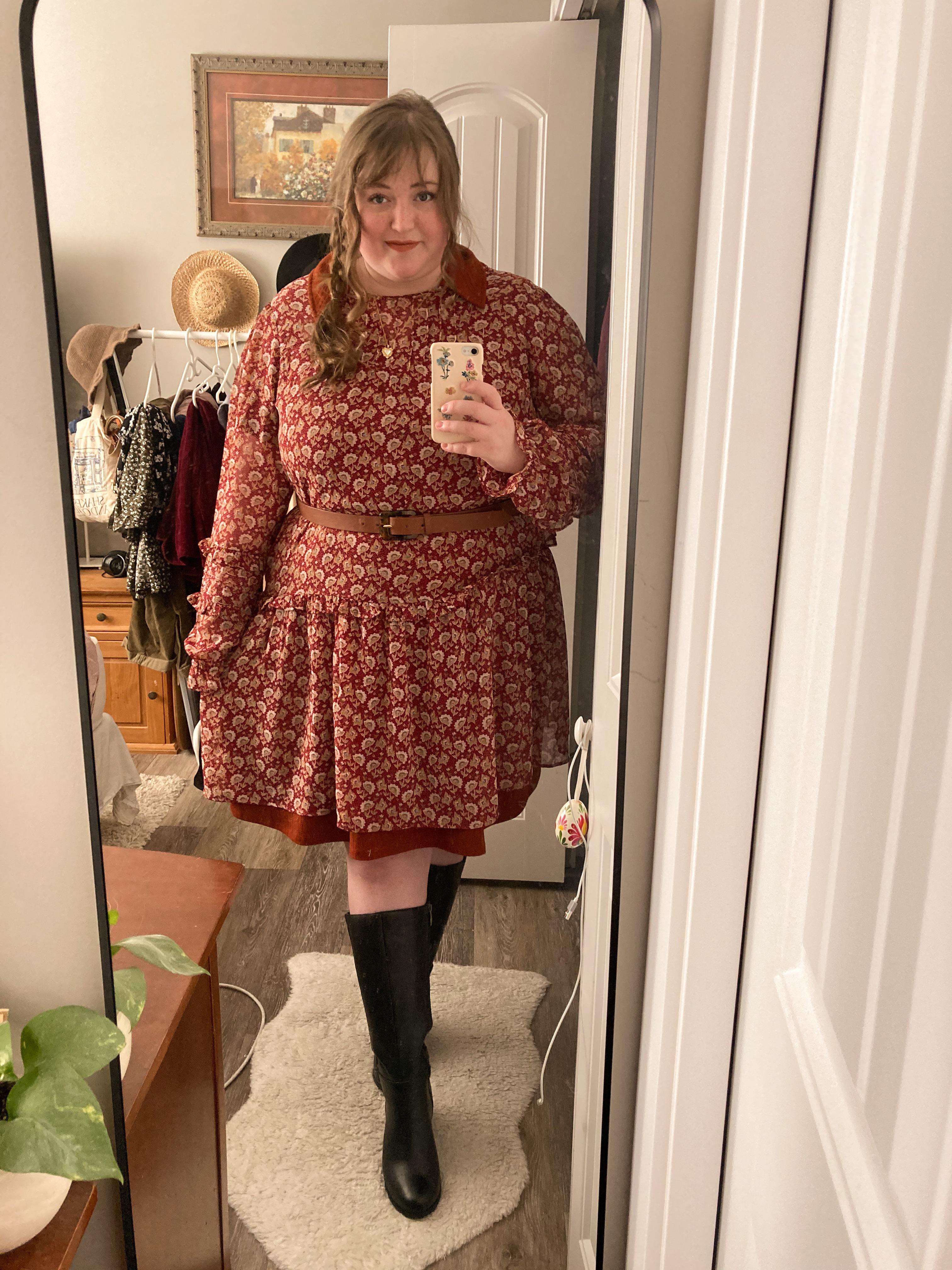 The “schoolteacher in the 70s” aesthetic | Scrolller