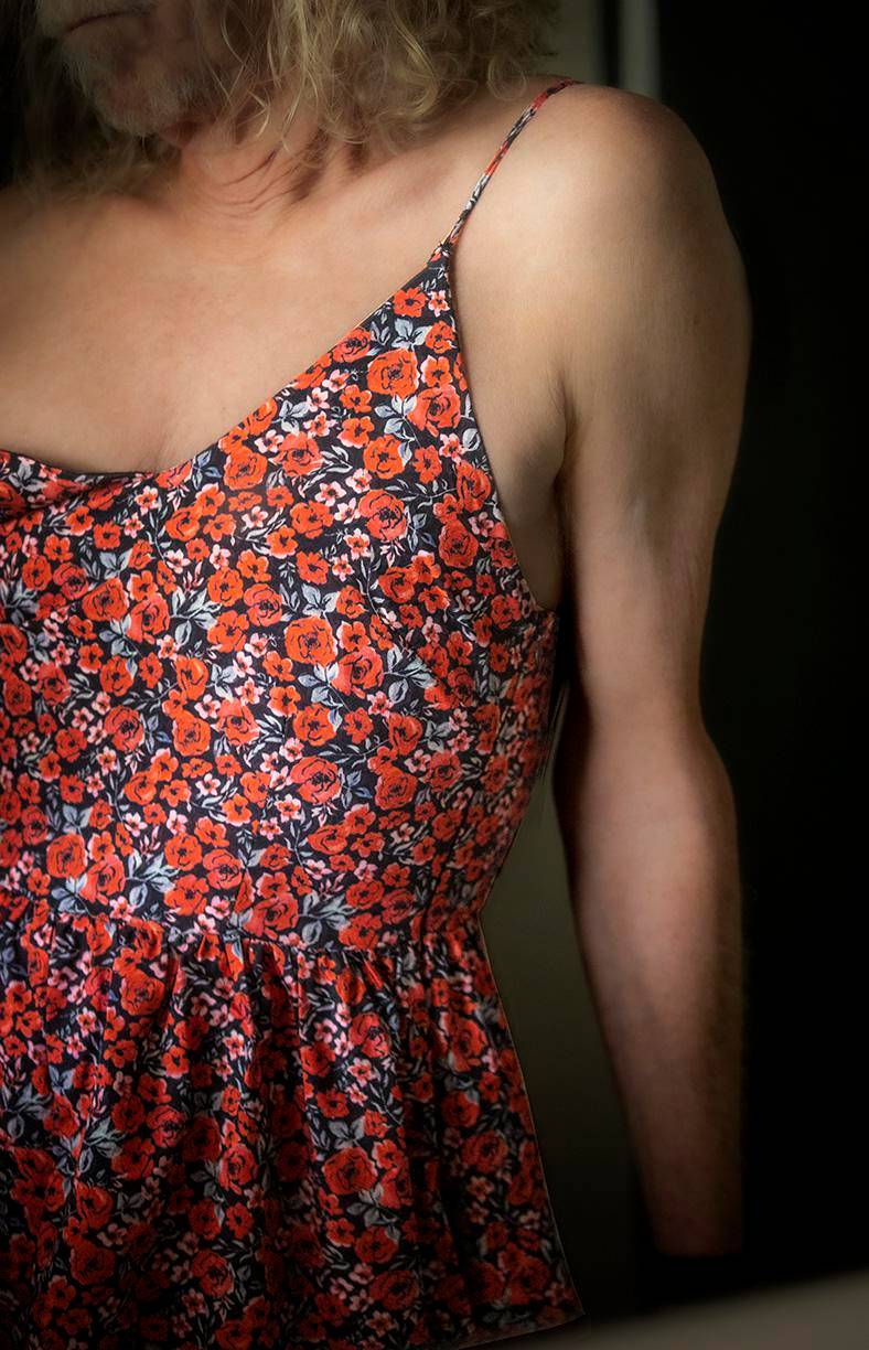 The Strap | Scrolller