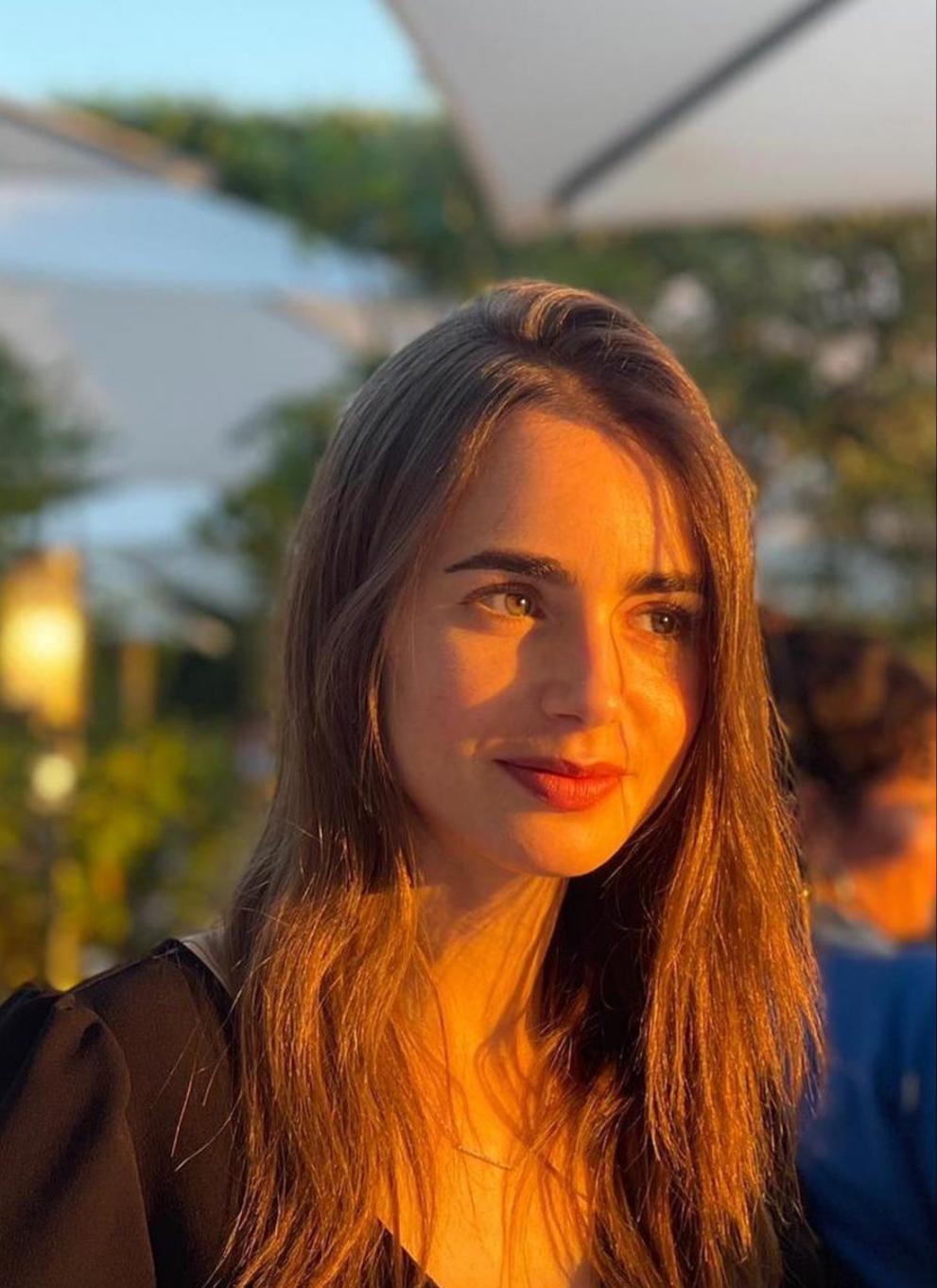 The gorgeous Lily Collins (irtr) | Scrolller