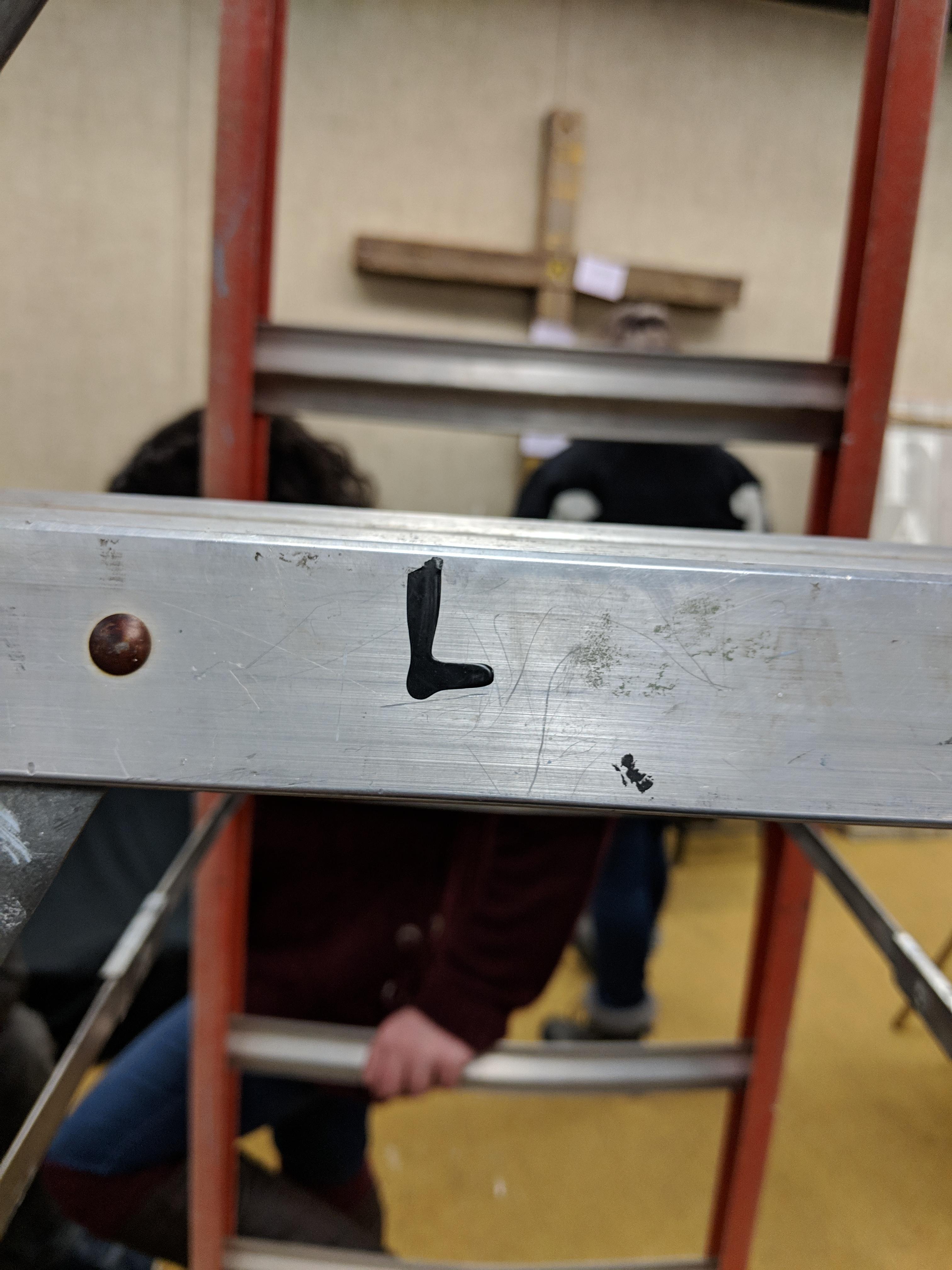 The way this paint drop on my ladder looks like a foot | Scrolller