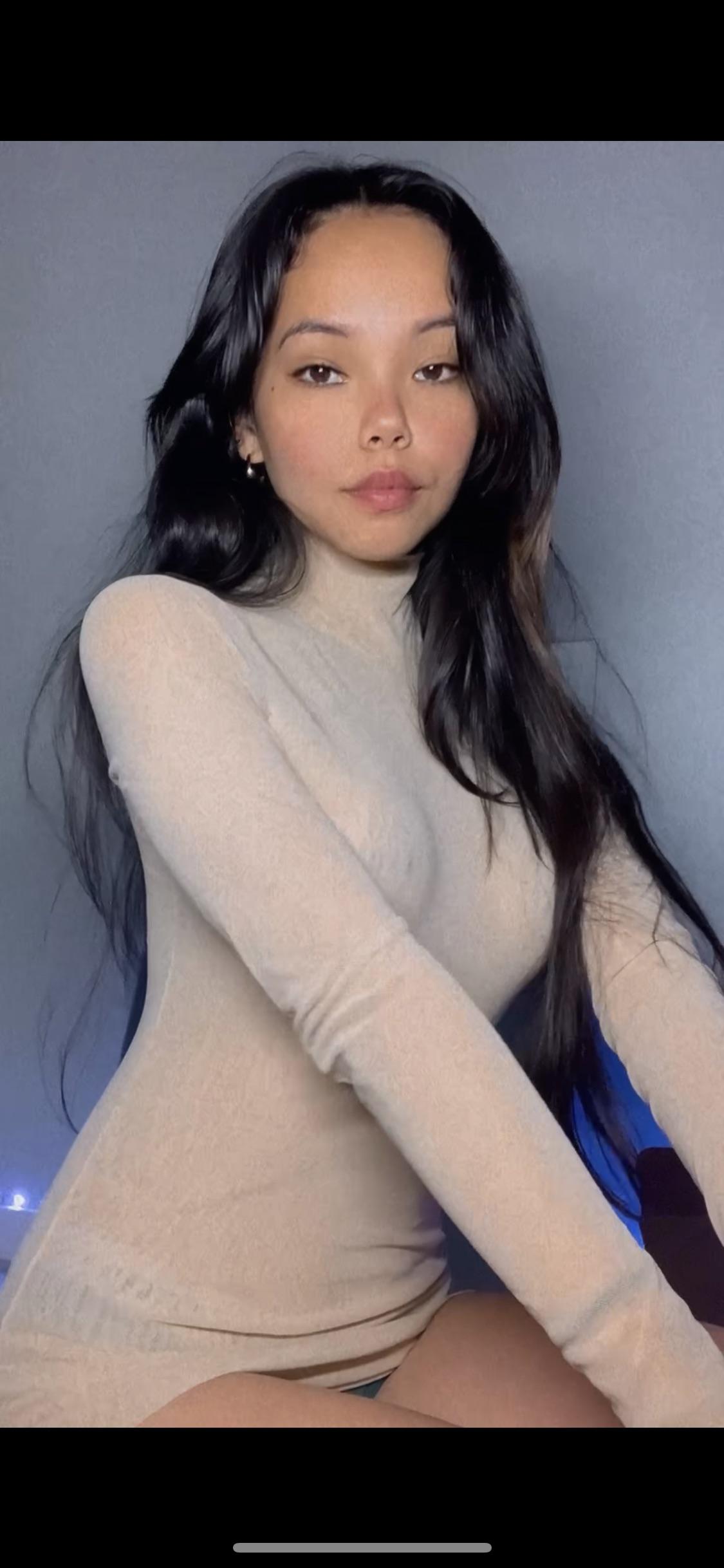 The whole package 💕 | Scrolller