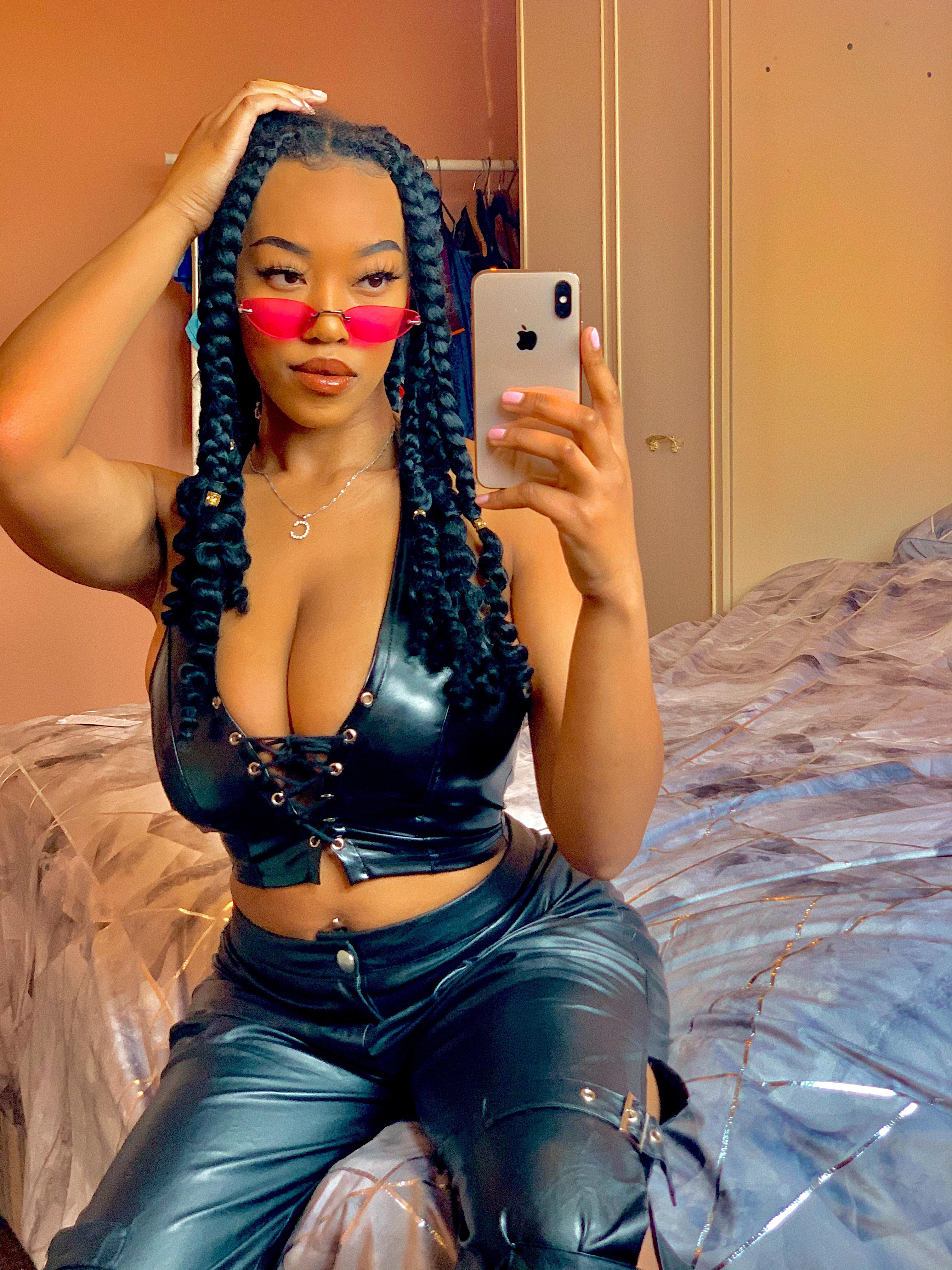 @thecleopatraway | Scrolller