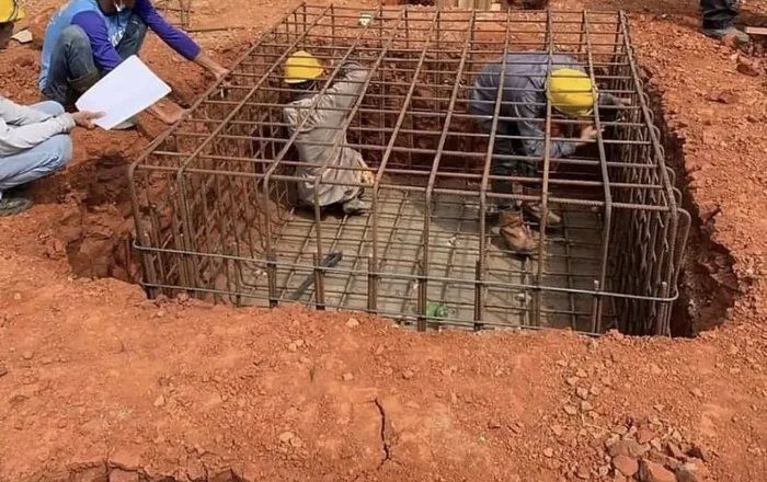 there seems to be something wrong here... | Scrolller