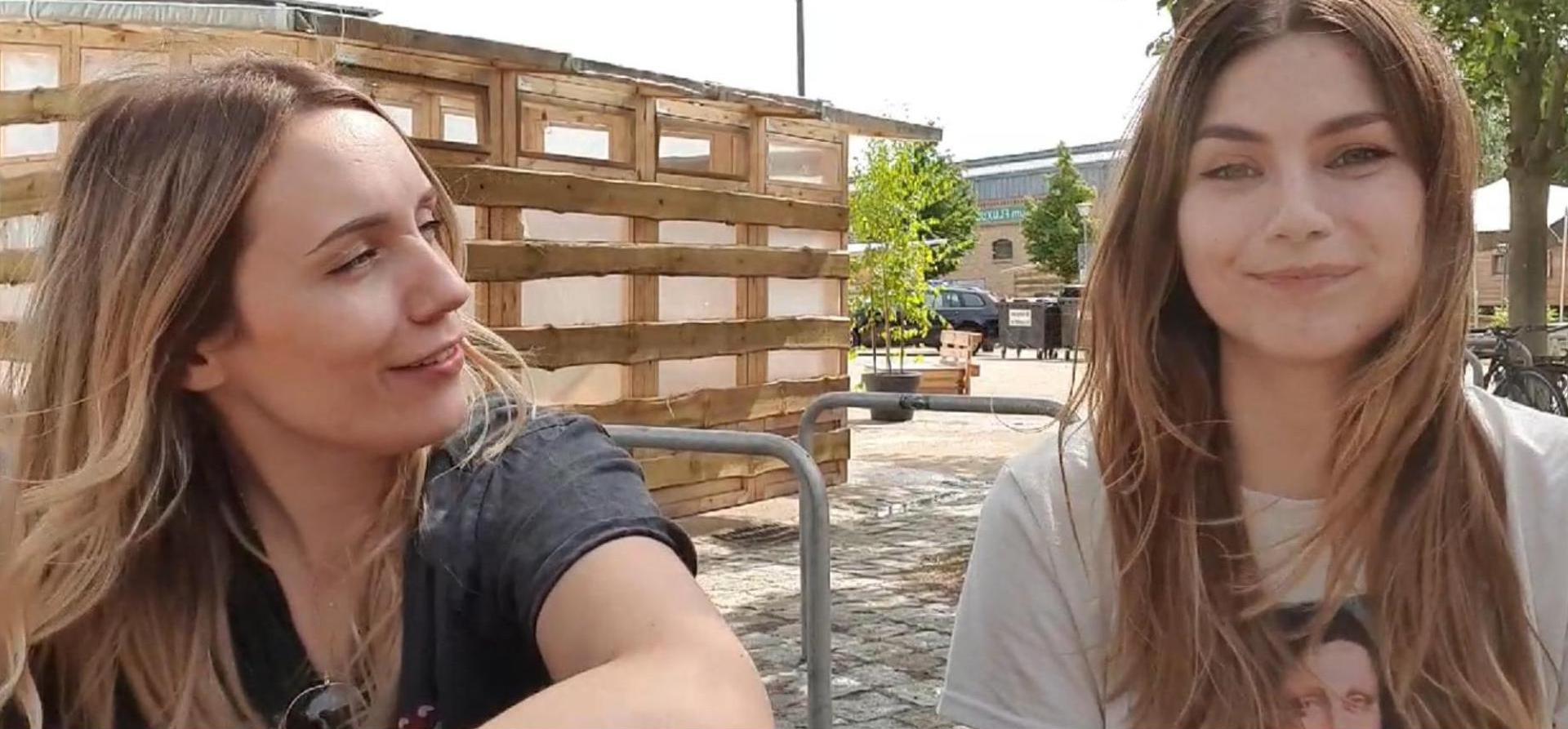 Theres & Maty on tour. | Scrolller