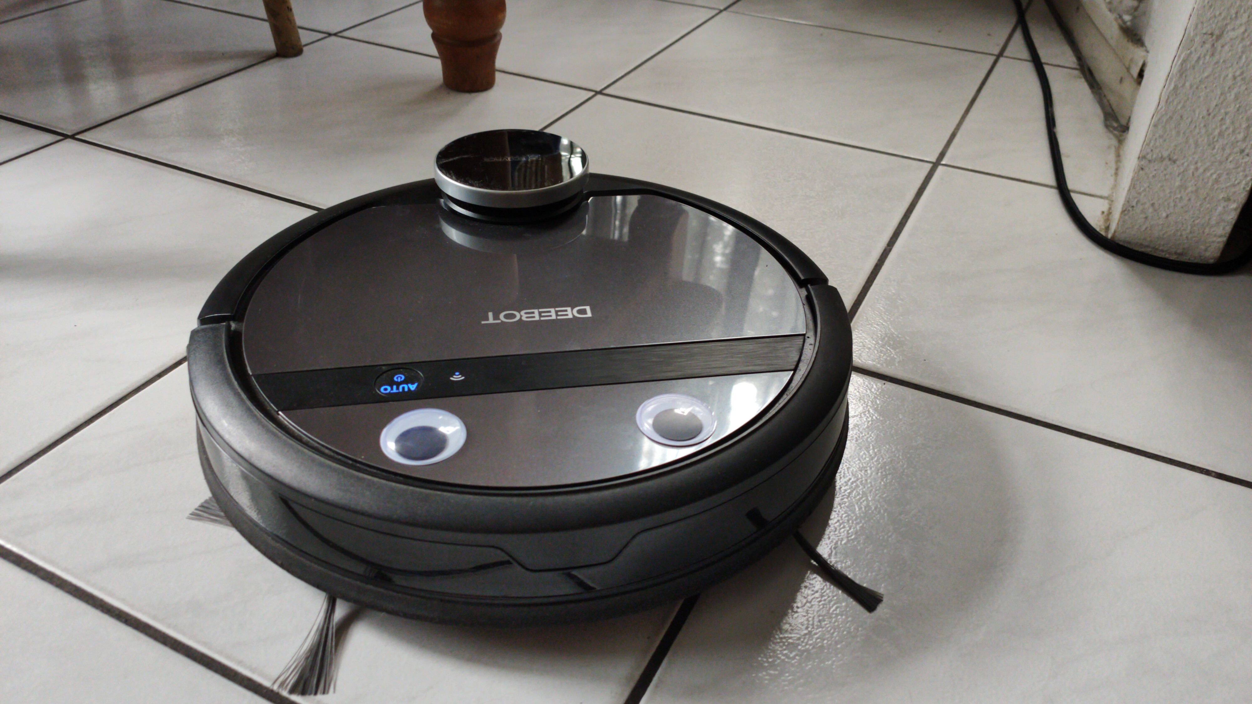 These should be preinstalled when you buy a roomba | Scrolller
