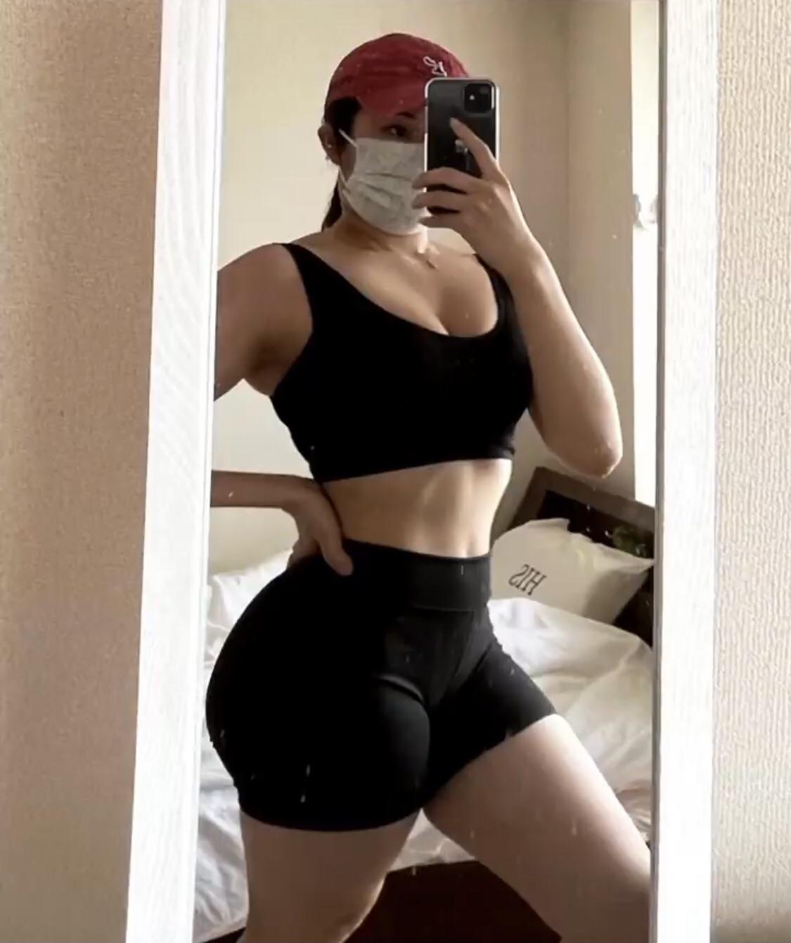 Thicc thighs save lives 😉💁🏻‍♀️ | Scrolller