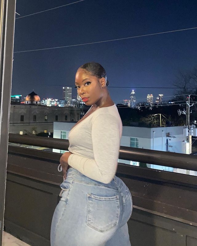 THICK COCOA | Scrolller