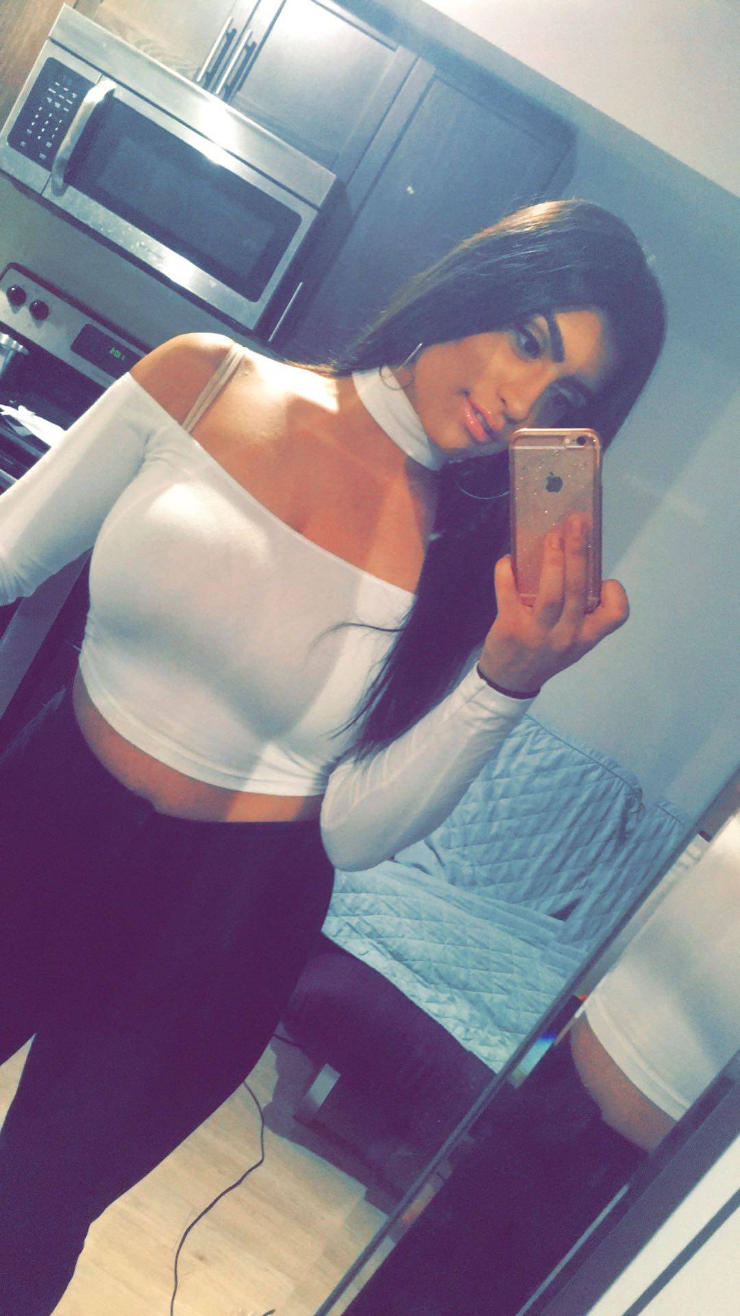 Thick Iranian | Scrolller