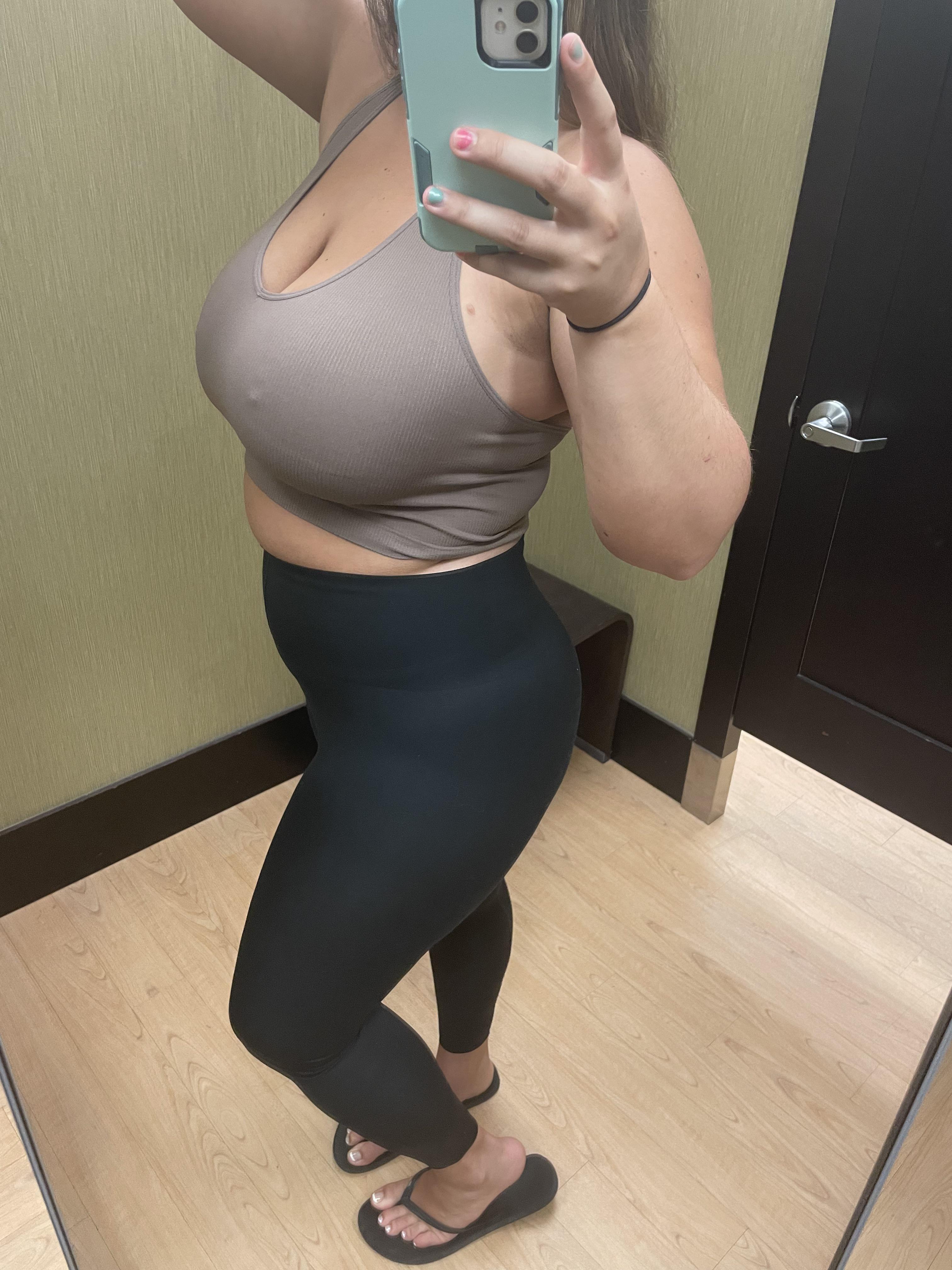 Thicker than a snickers | Scrolller