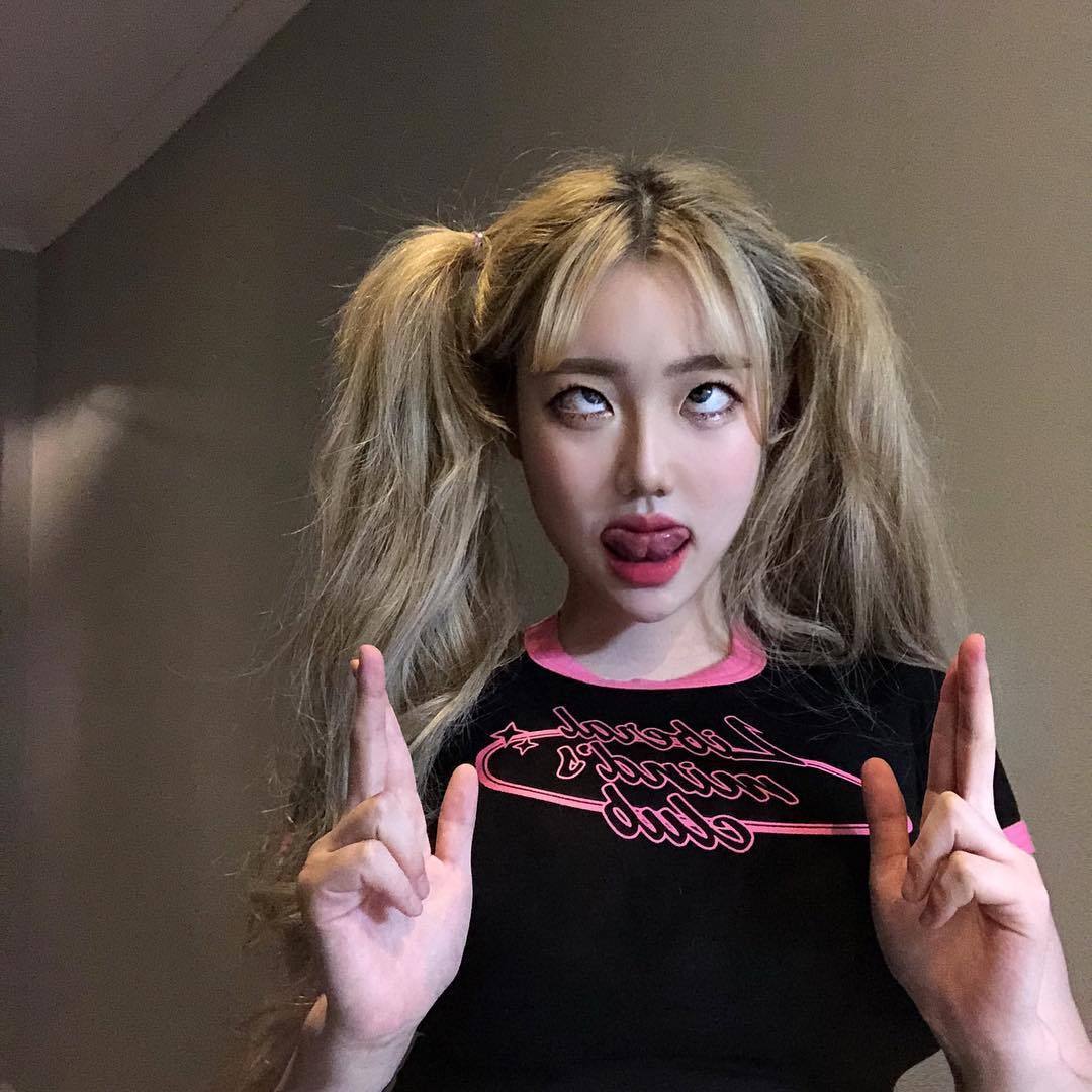 This big | Scrolller