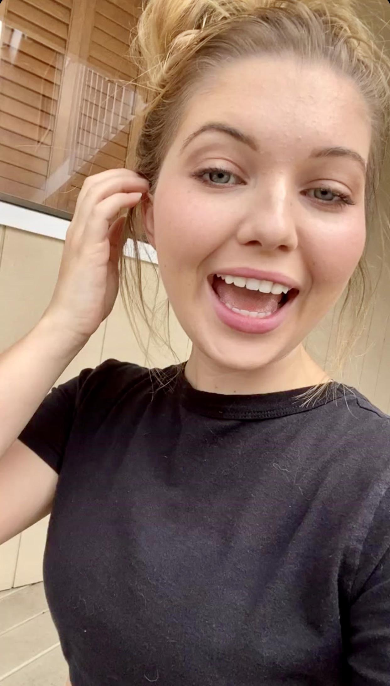 This cutie | Scrolller