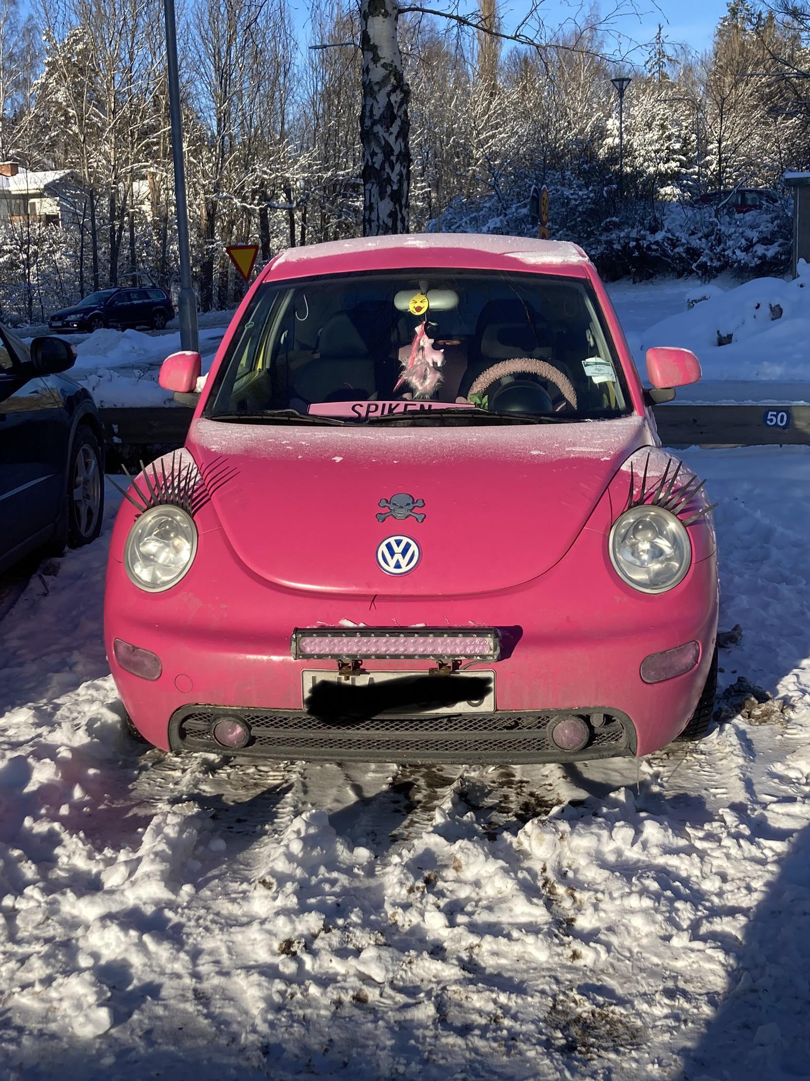 This is just something else | Scrolller