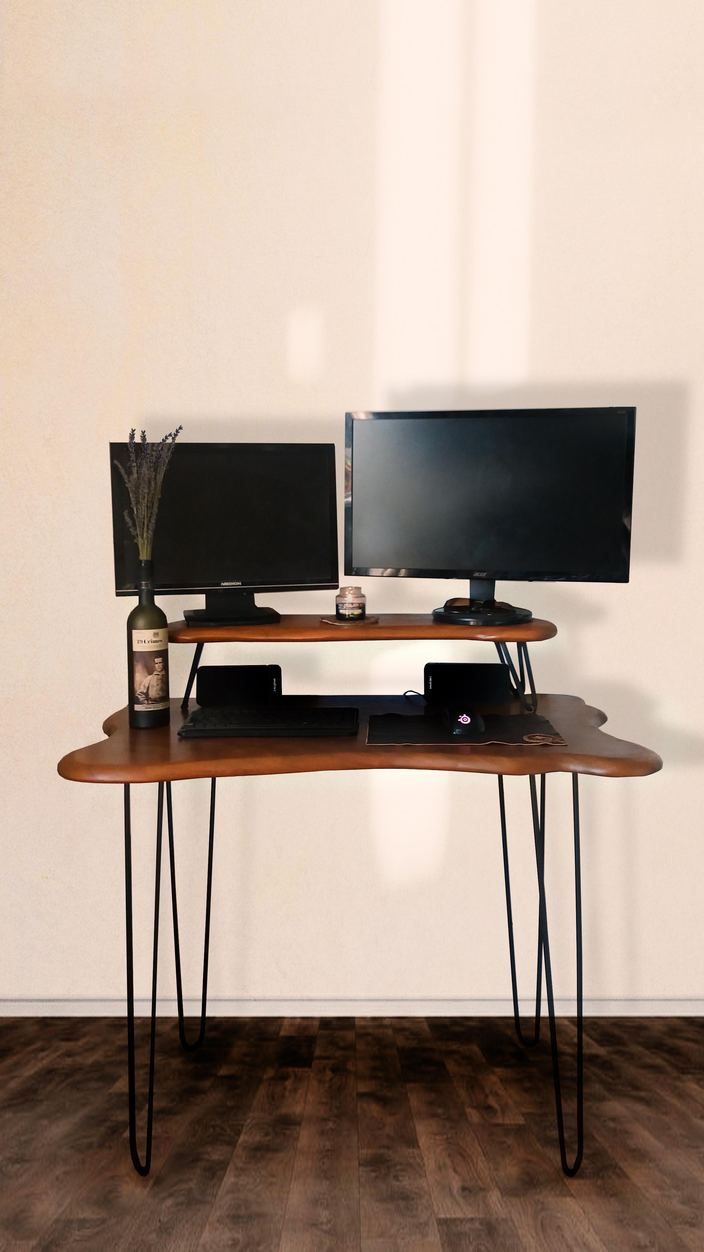 This is my battle station. (cleaned up for my woodwork page). I have conquered about 4000 hours ...