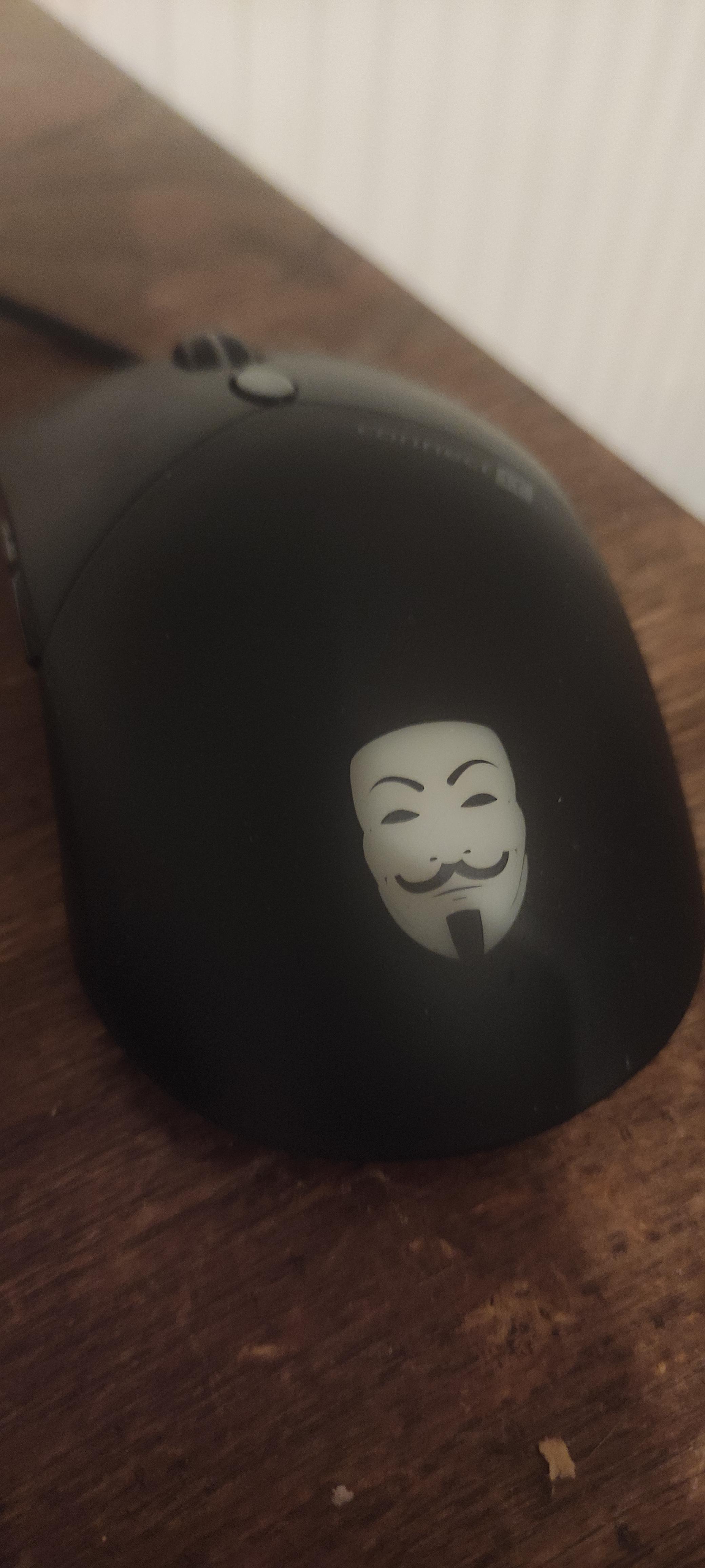 This mouse... | Scrolller