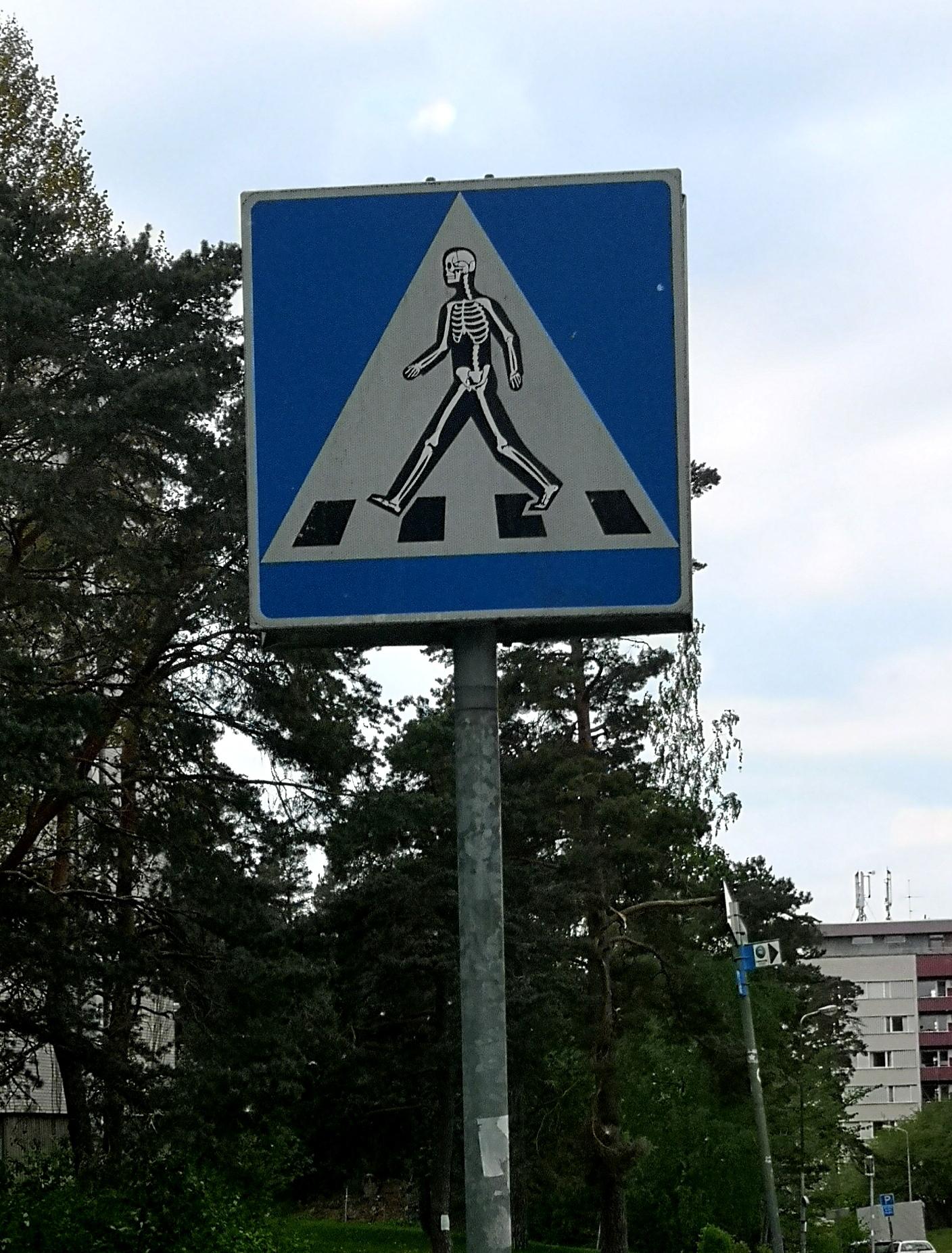 This pedestrian crossing sign | Scrolller