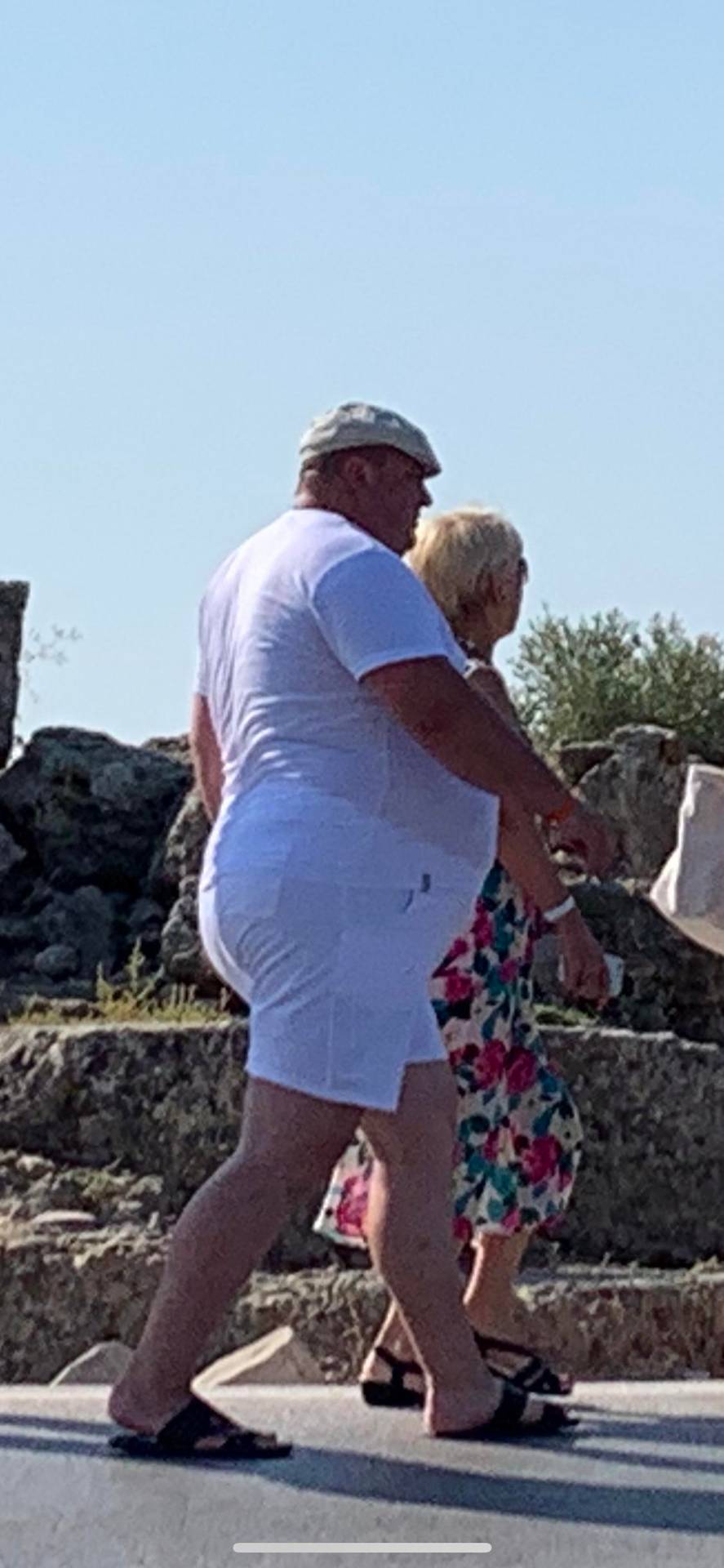 This russian tourist-unit | Scrolller