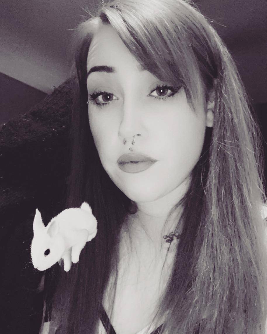 This Snapchat filter with the little bunnies has to be my favourite ever 🥰 | Scrolller