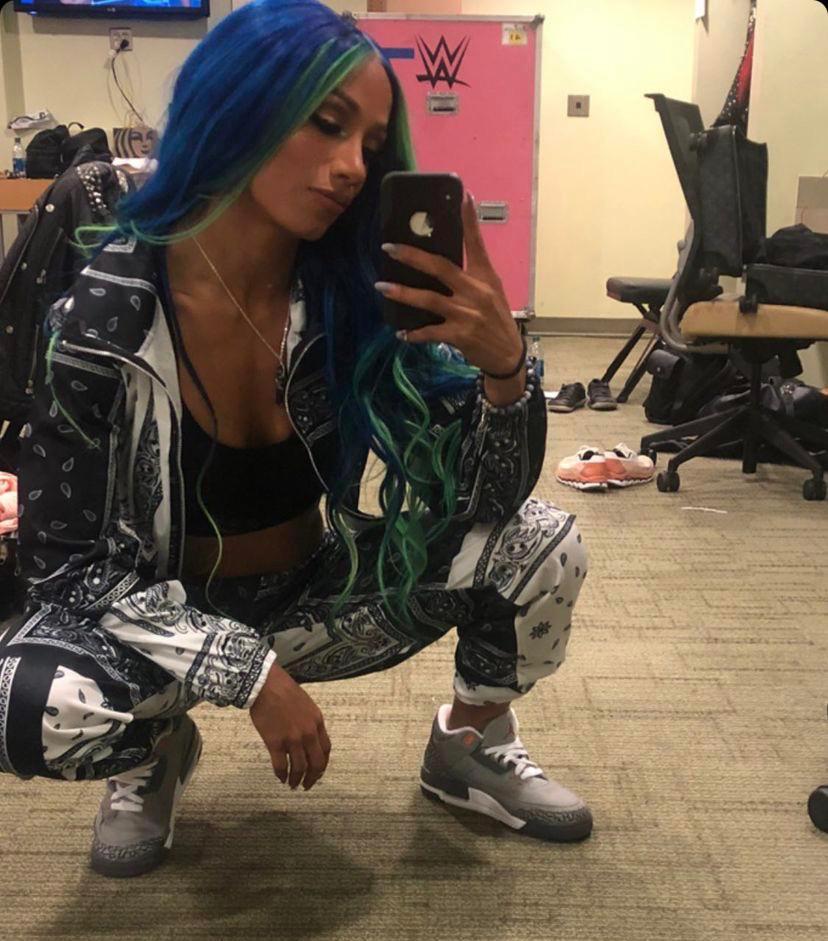 This tease needs a brutal fuck | Scrolller