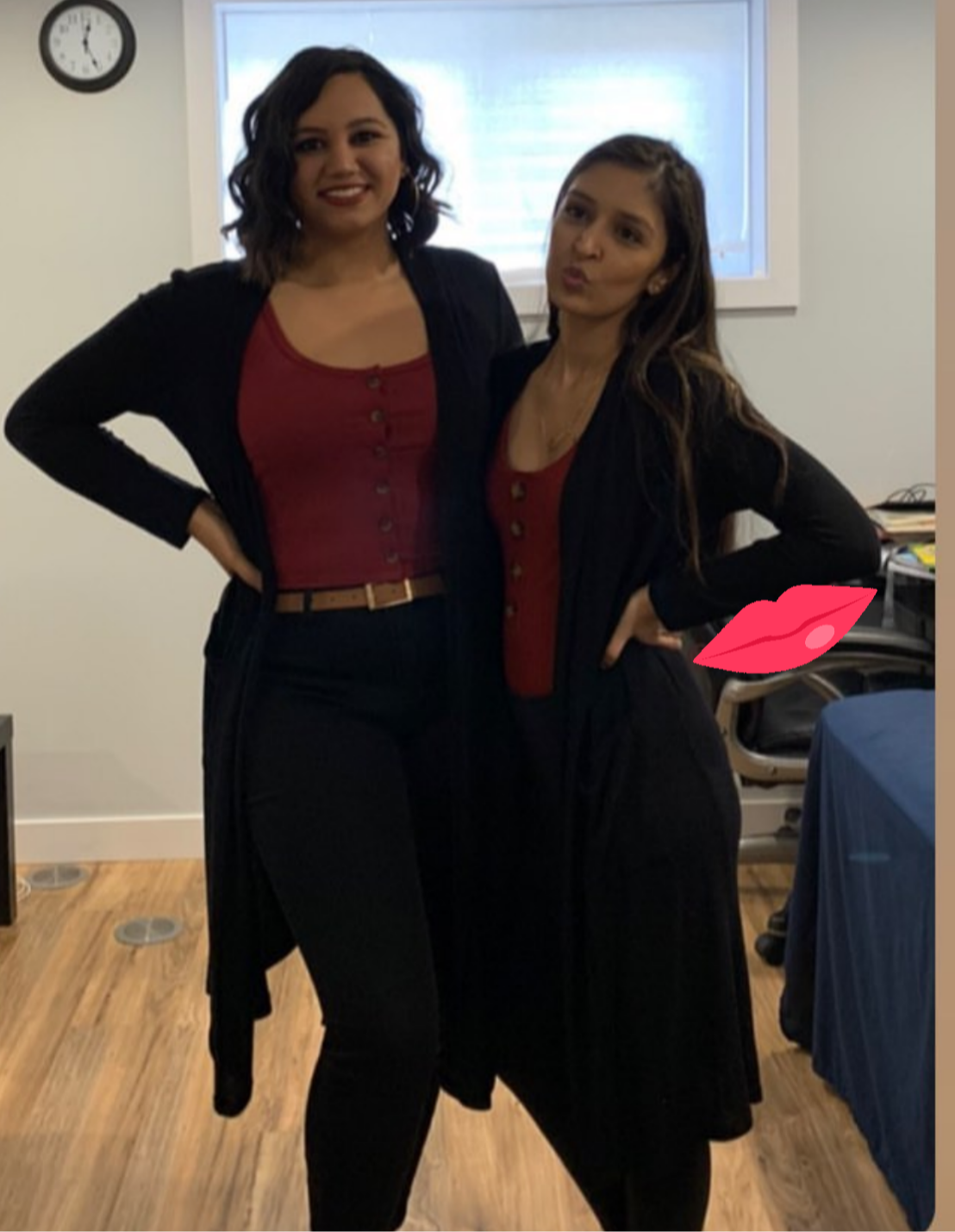 Threesome or Picking One ? | Scrolller