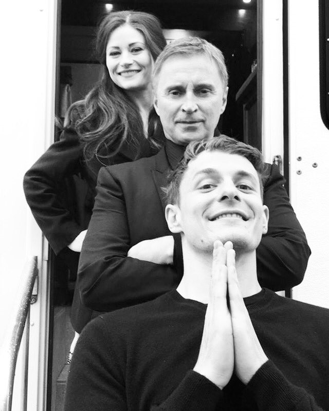 Throwback BTS photo of Rumbelle family 😍 | Scrolller