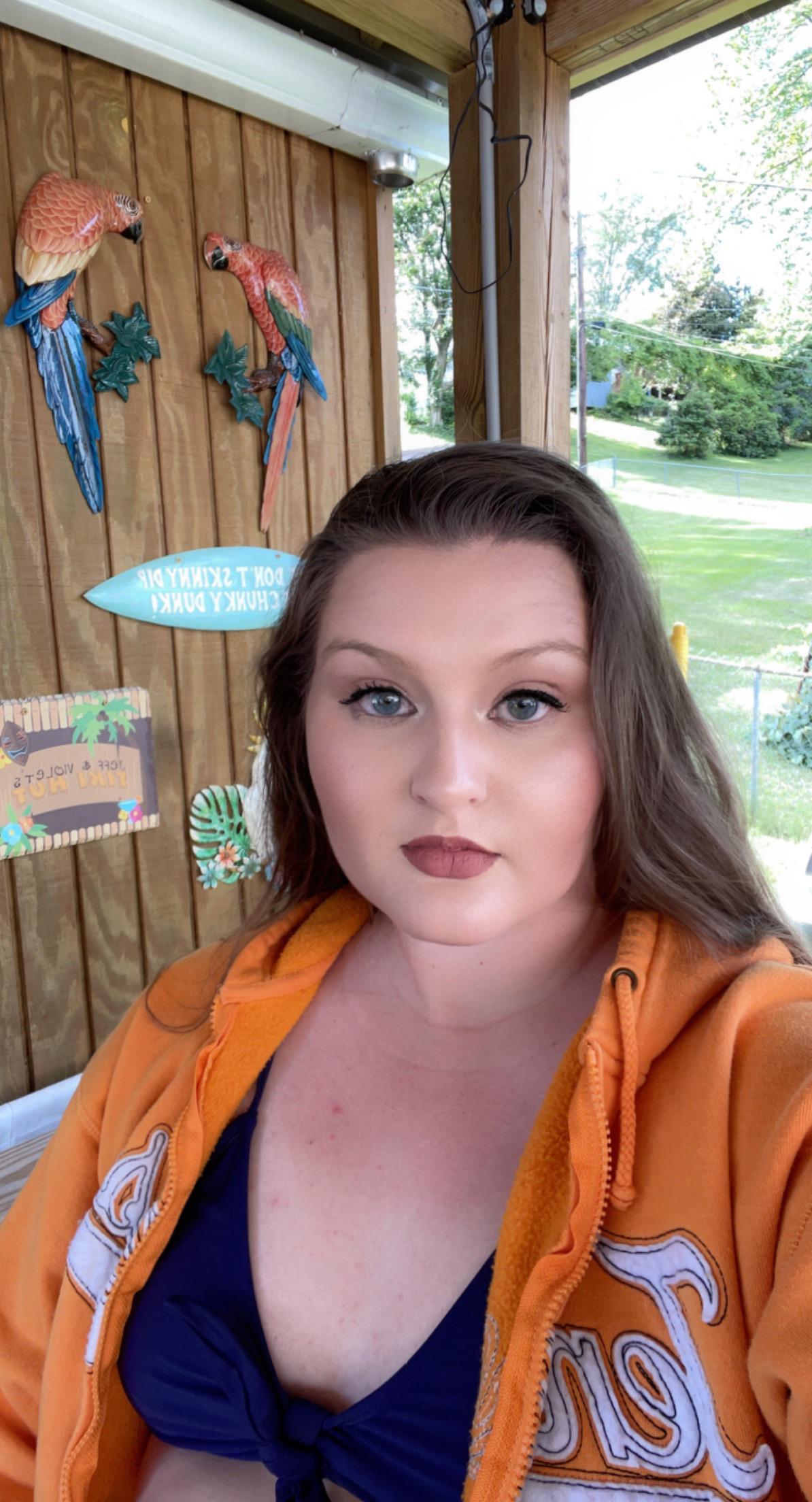 Throwback to Sunday’s pool party ☀️(over 18) nsfw due to swimsuit | Scrolller