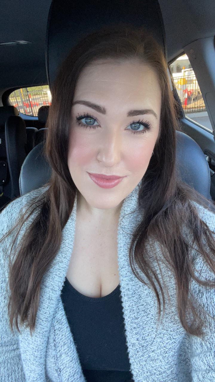 Thursday’s joke for you 😊 It’s hard to explain puns to kleptomaniacs — they’re always taking ...