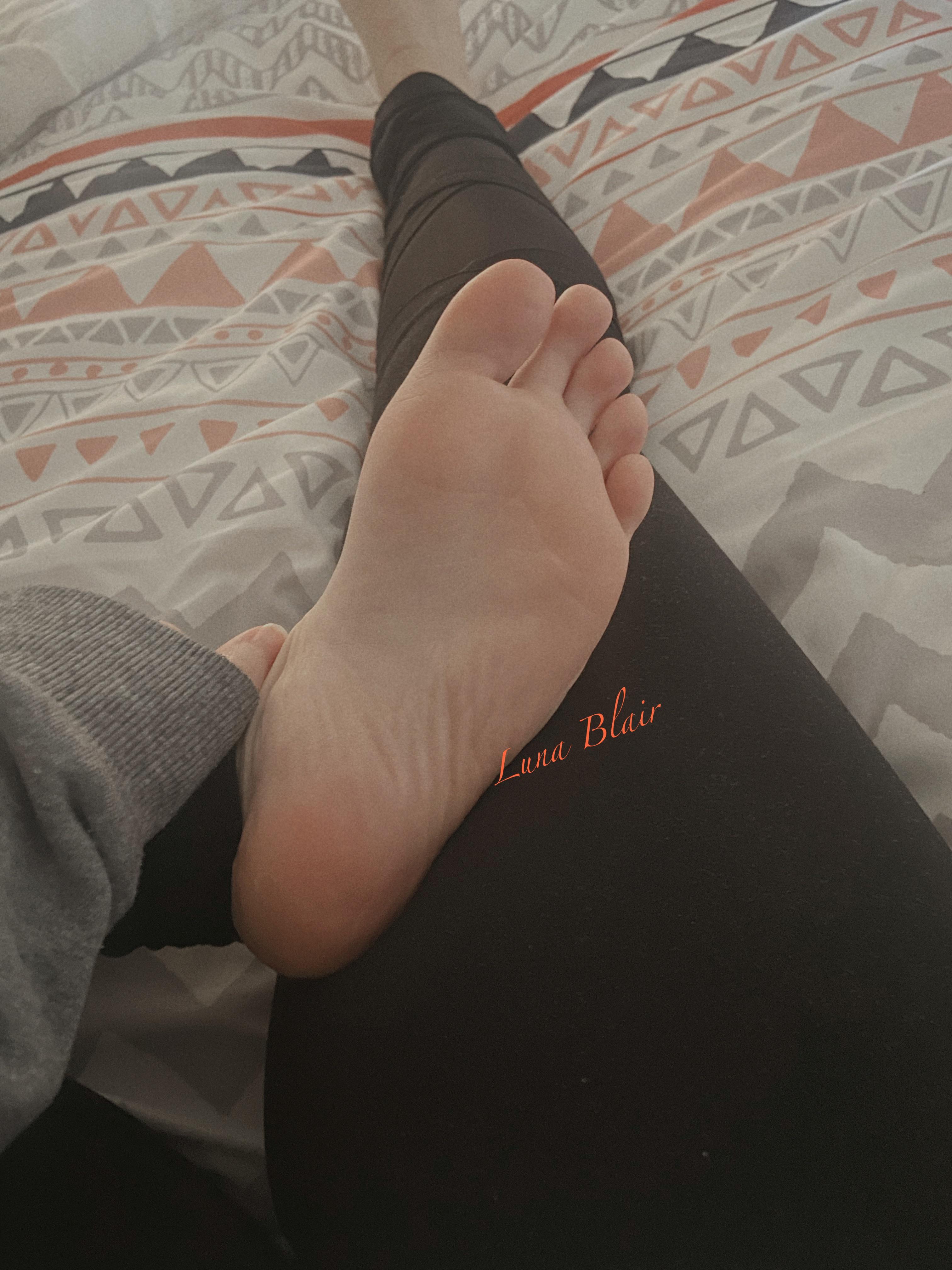 Tickle me, I dare you to 😈 | Scrolller