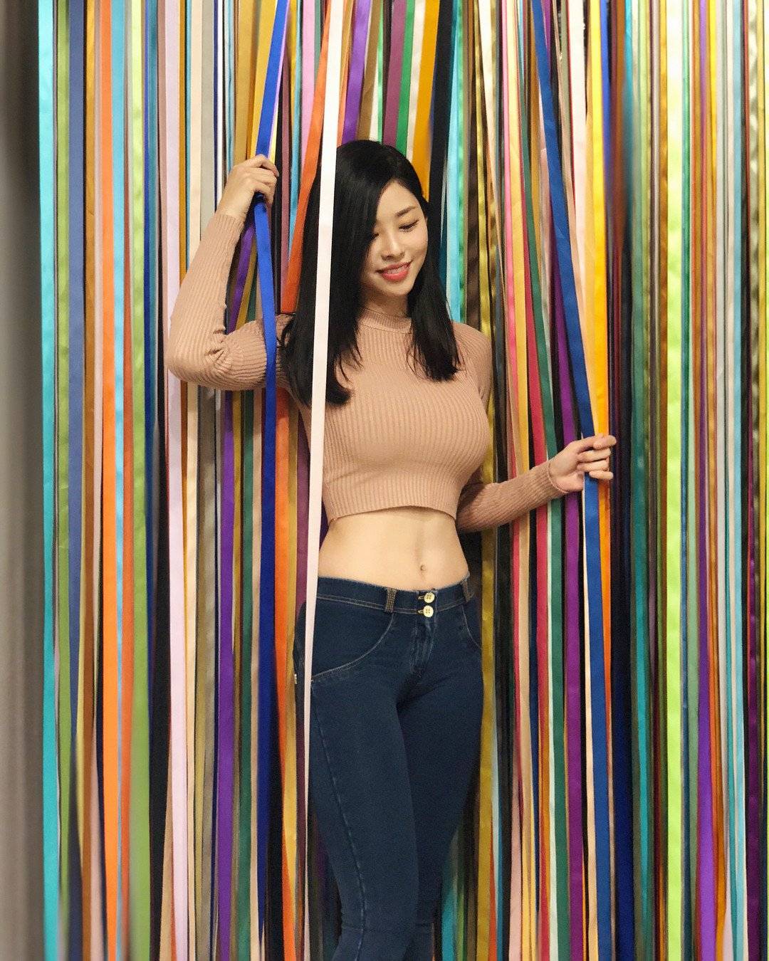 Tight Sweater | Scrolller