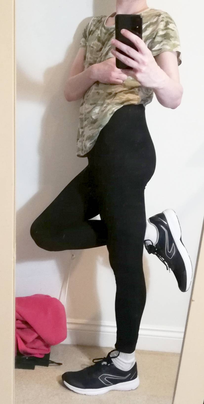 Time for some stretching! | Scrolller