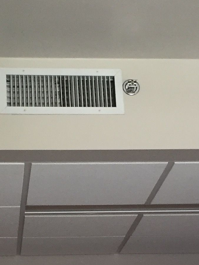 Tiny robot head mounted on my wall. | Scrolller